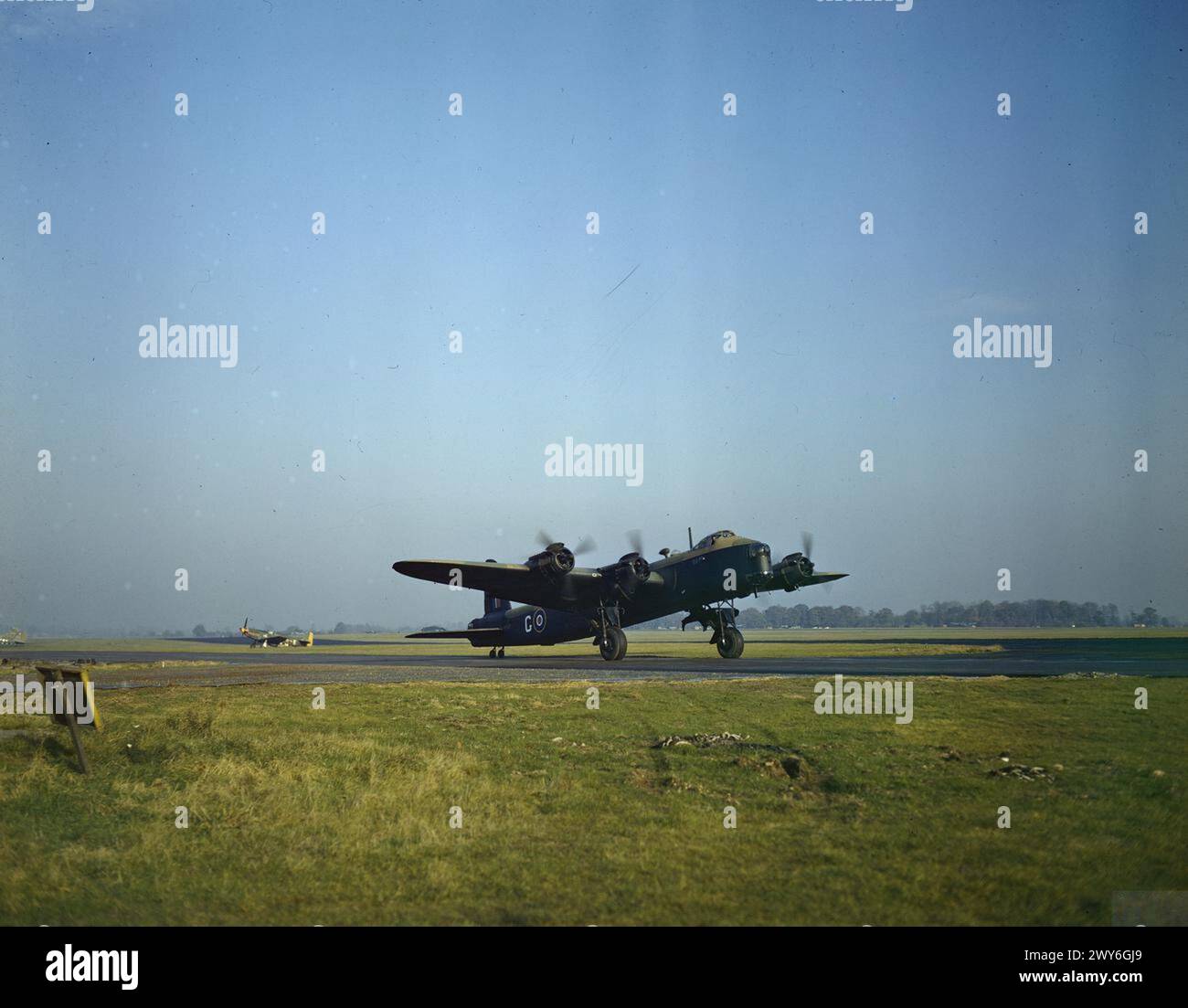 Stirling Mark III EF507 'G' of No. 1332 Conversion Unit RAF, based at ...