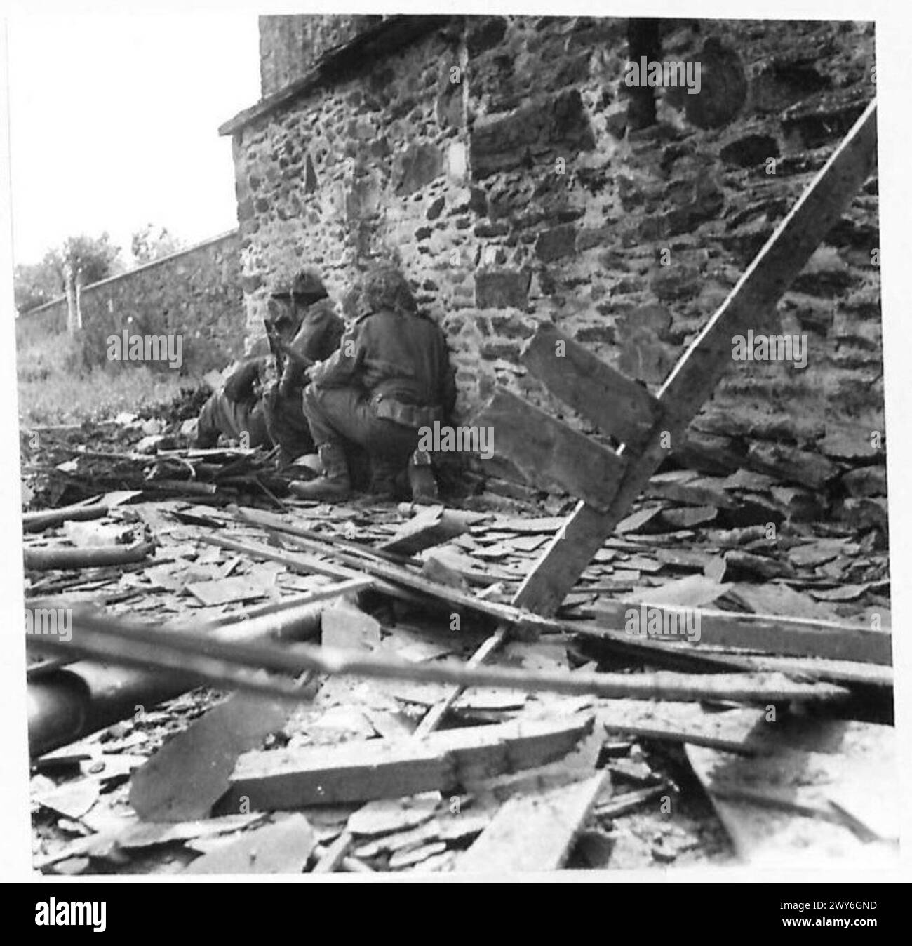 Sniper at a window hi-res stock photography and images - Alamy