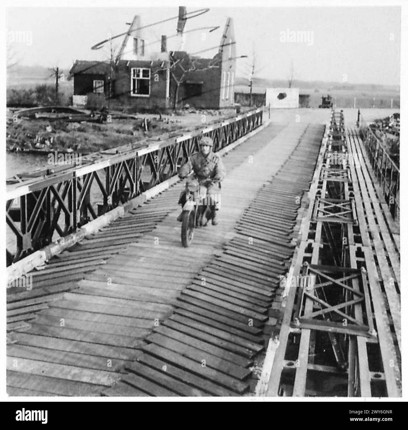 A DESPATCH RIDER'S JOURNEY IN HOLLAND - He crosses many Bailey Bridges ...