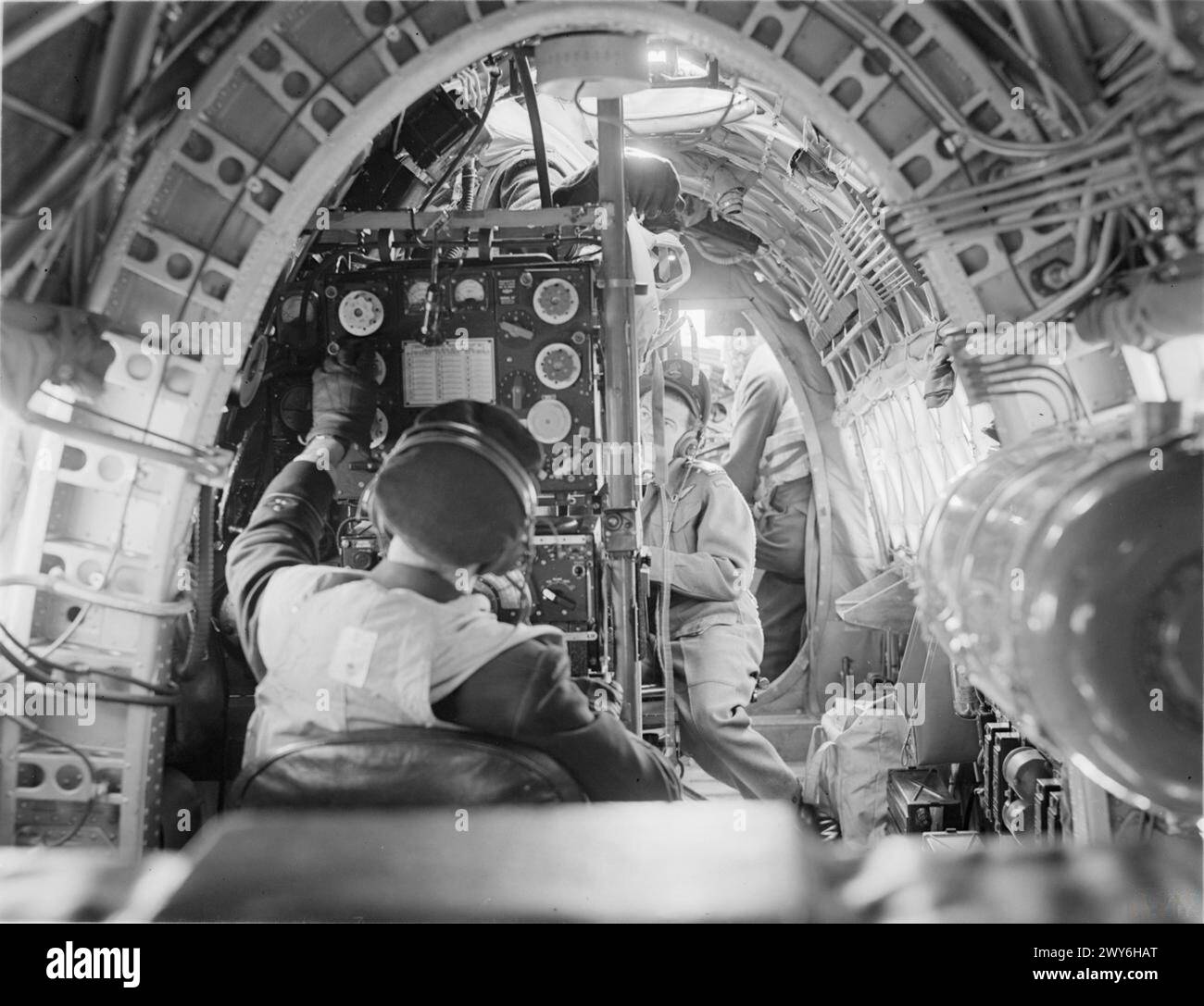 Raf warwick hi-res stock photography and images - Alamy
