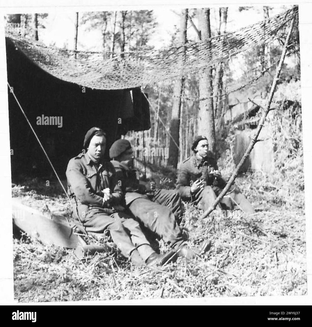 Crossing the rhine 1944 Black and White Stock Photos & Images - Alamy
