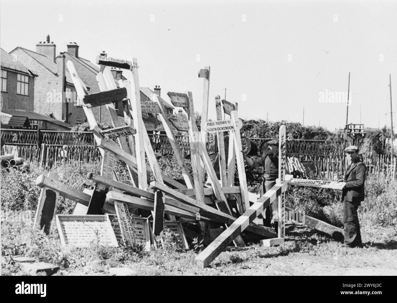 Signposts removed hi-res stock photography and images - Alamy