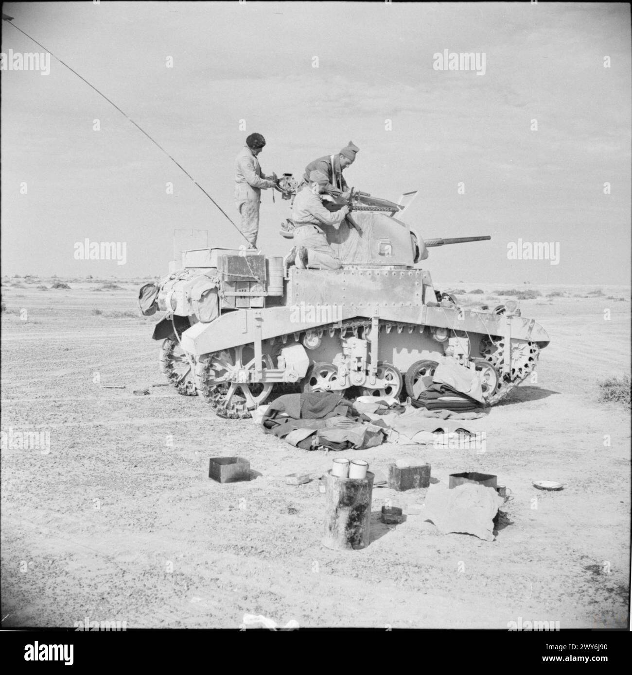 THE BRITISH ARMY IN NORTH AFRICA 1941 - A Stuart tank undergoing ...
