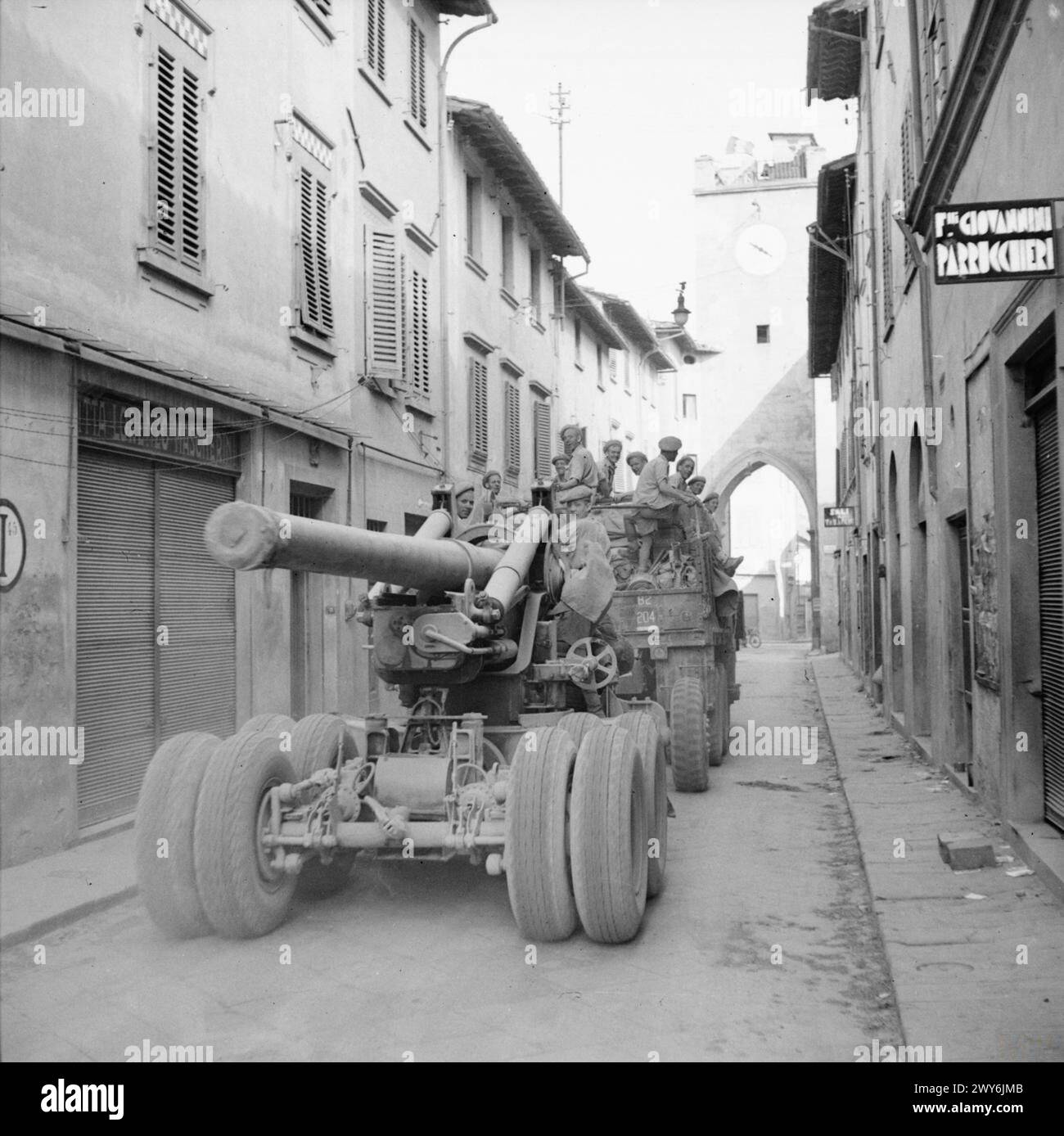 A 155mm 'Long Tom' gun of the 75th Heavy Regiment, Royal Artillery, is ...