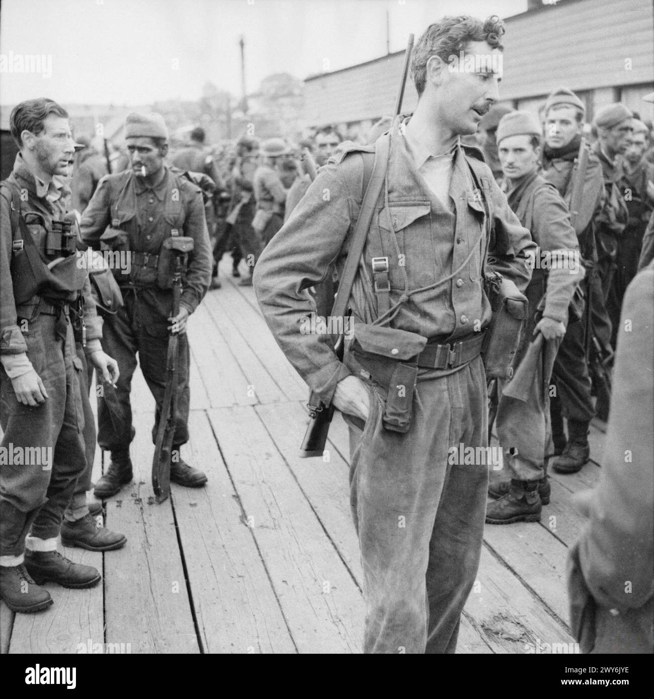 Lt Col The Lord Lovat, commanding officer of No. 4 Commando, returns to ...