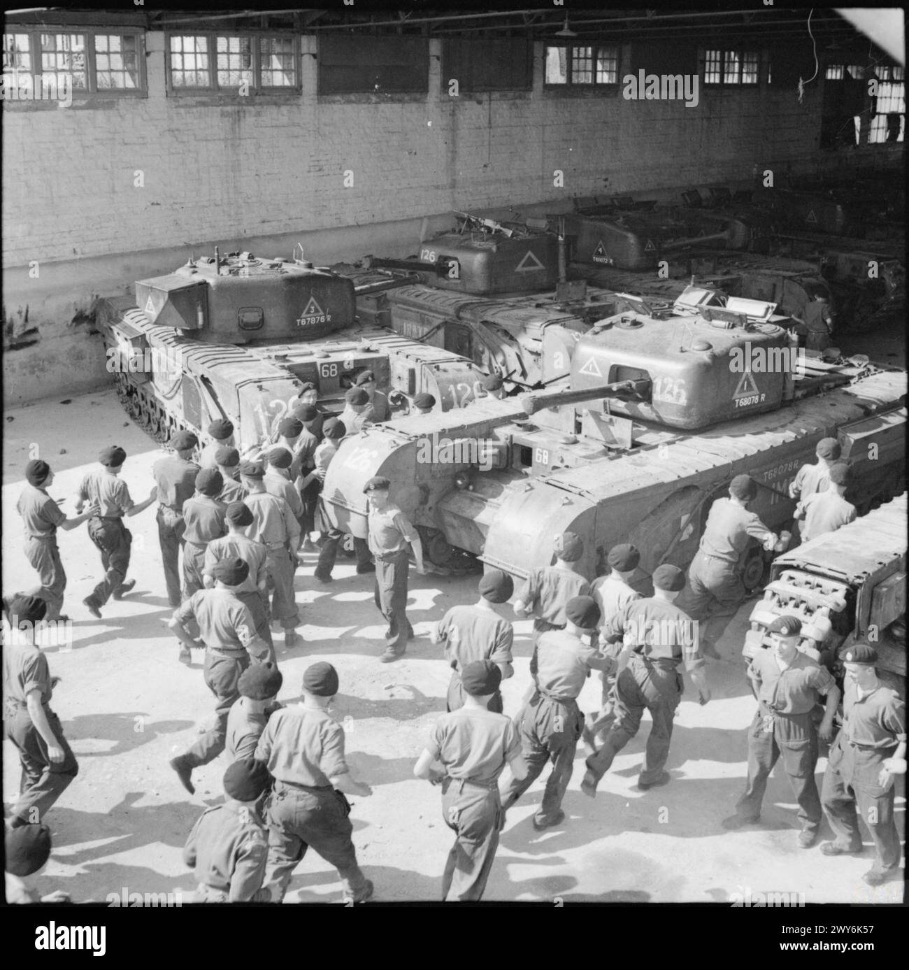 1945 9th 11 hi-res stock photography and images - Alamy