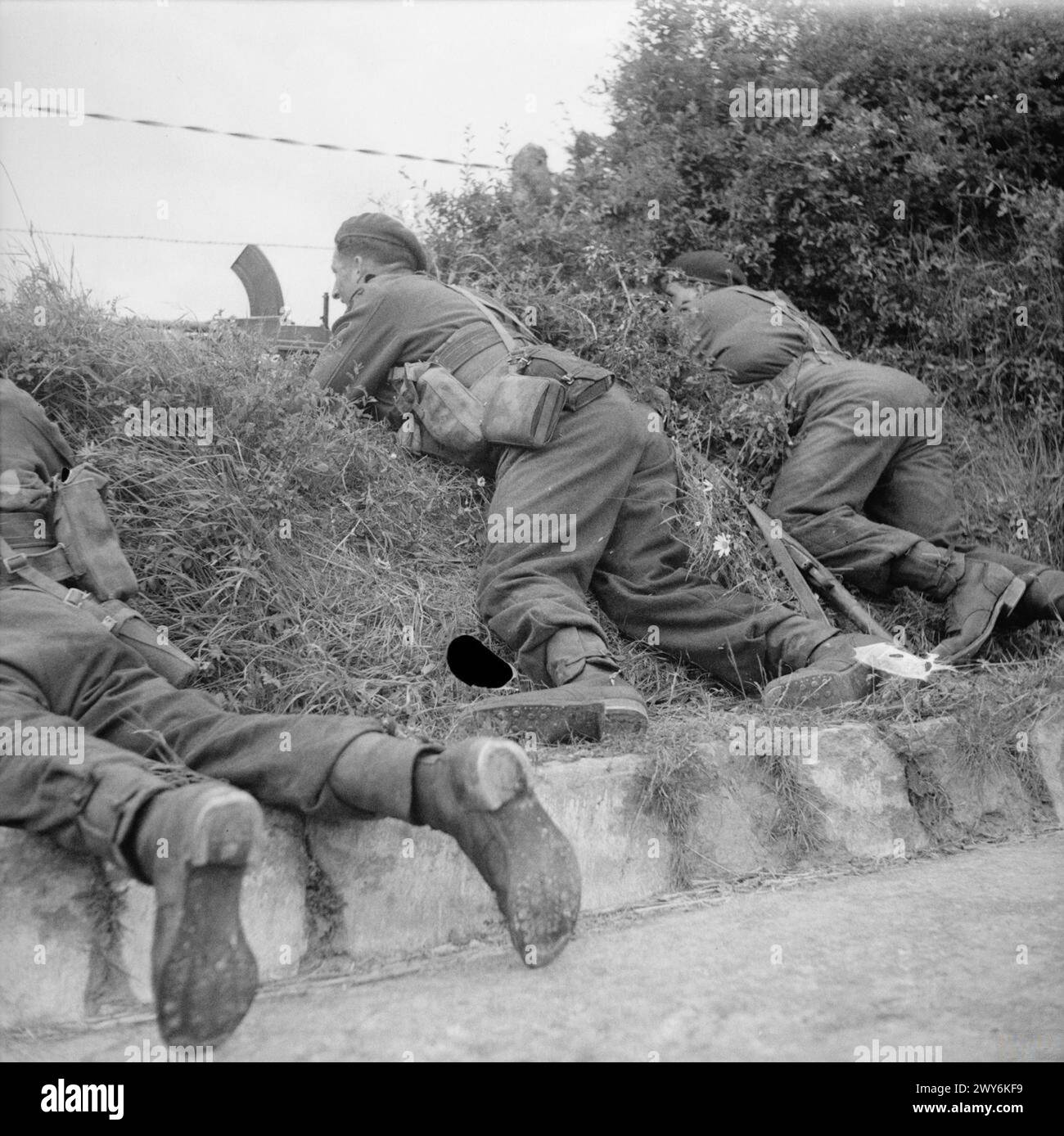 D-DAY - BRITISH FORCES DURING THE INVASION OF NORMANDY 6 JUNE 1944 ...