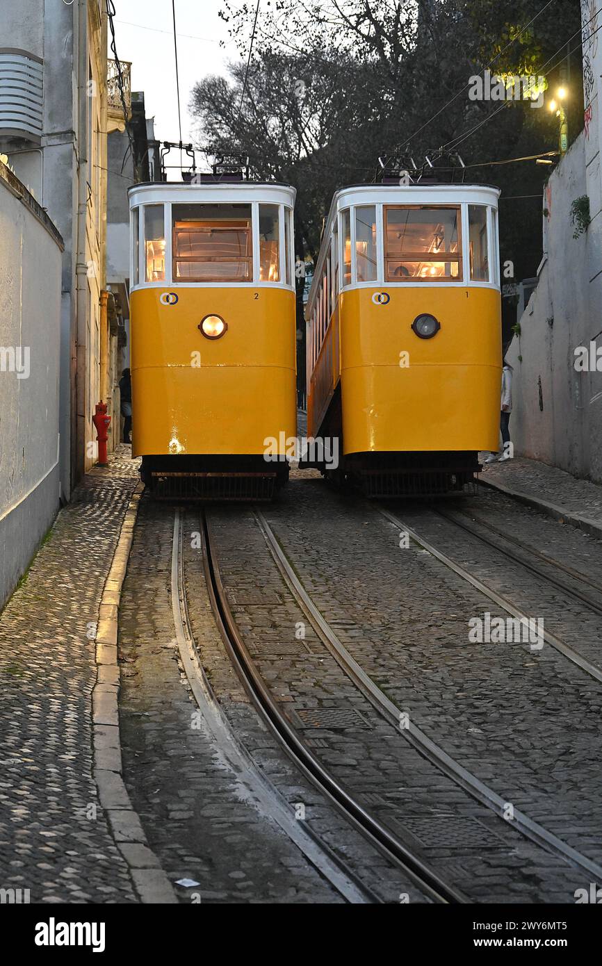 Trams funiculars lisbon portugal hi-res stock photography and images ...