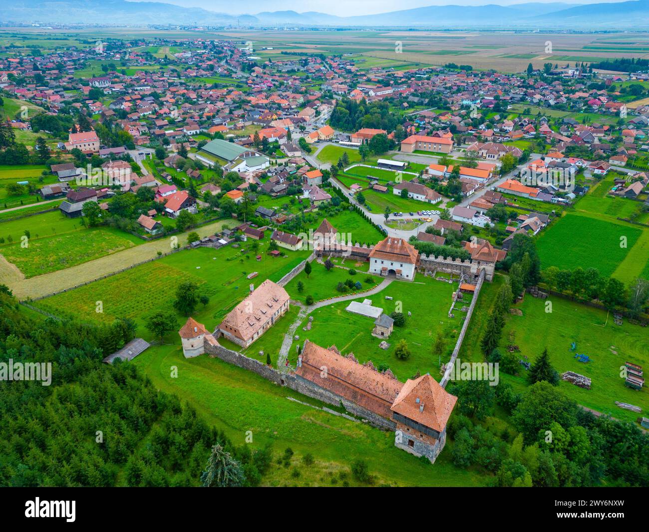 View of the Lazar castle in Lazarea, Romania Stock Photo - Alamy