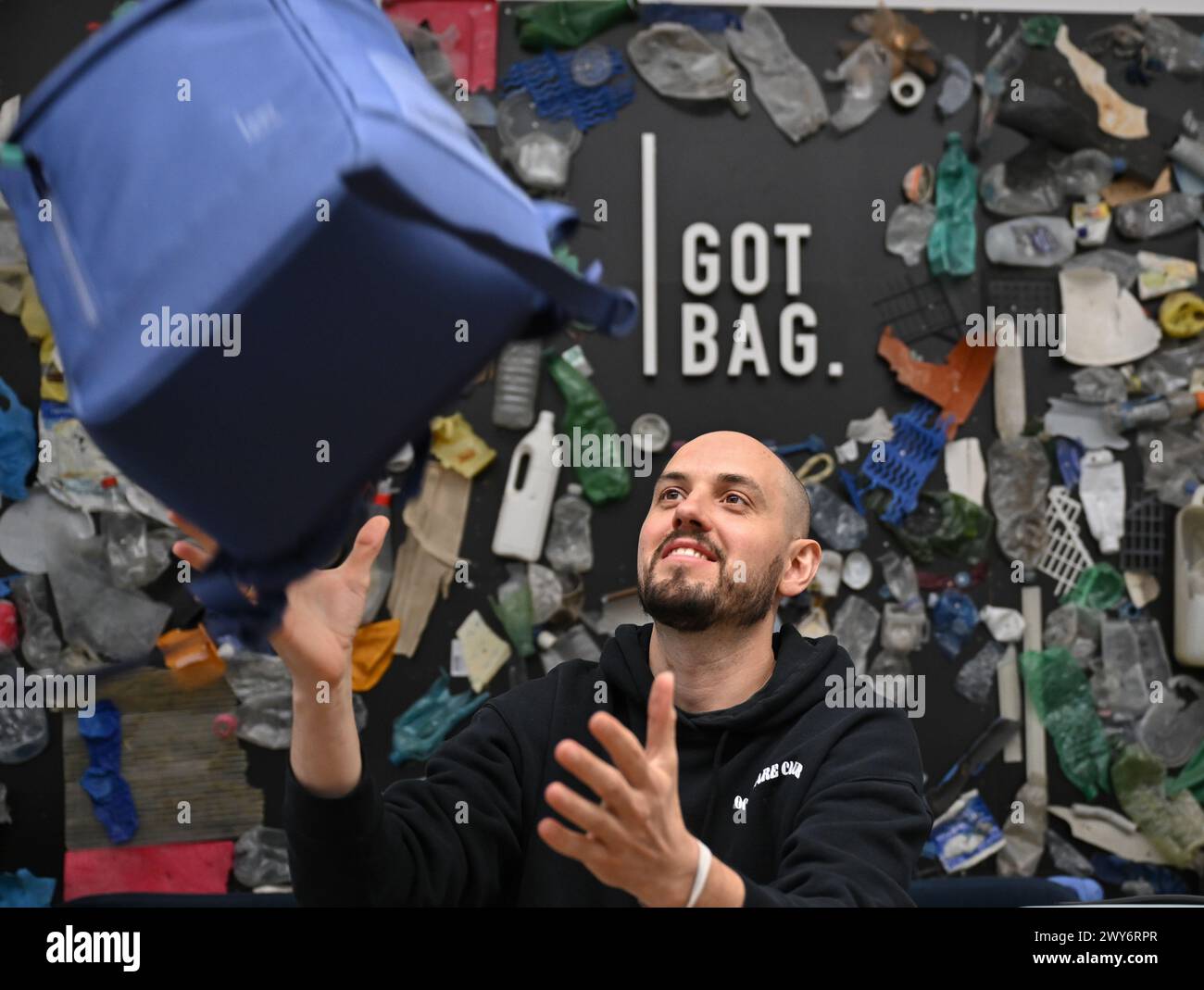 PRODUCTION - 04 April 2024, Rhineland-Palatinate, Mainz: Benjamin ...