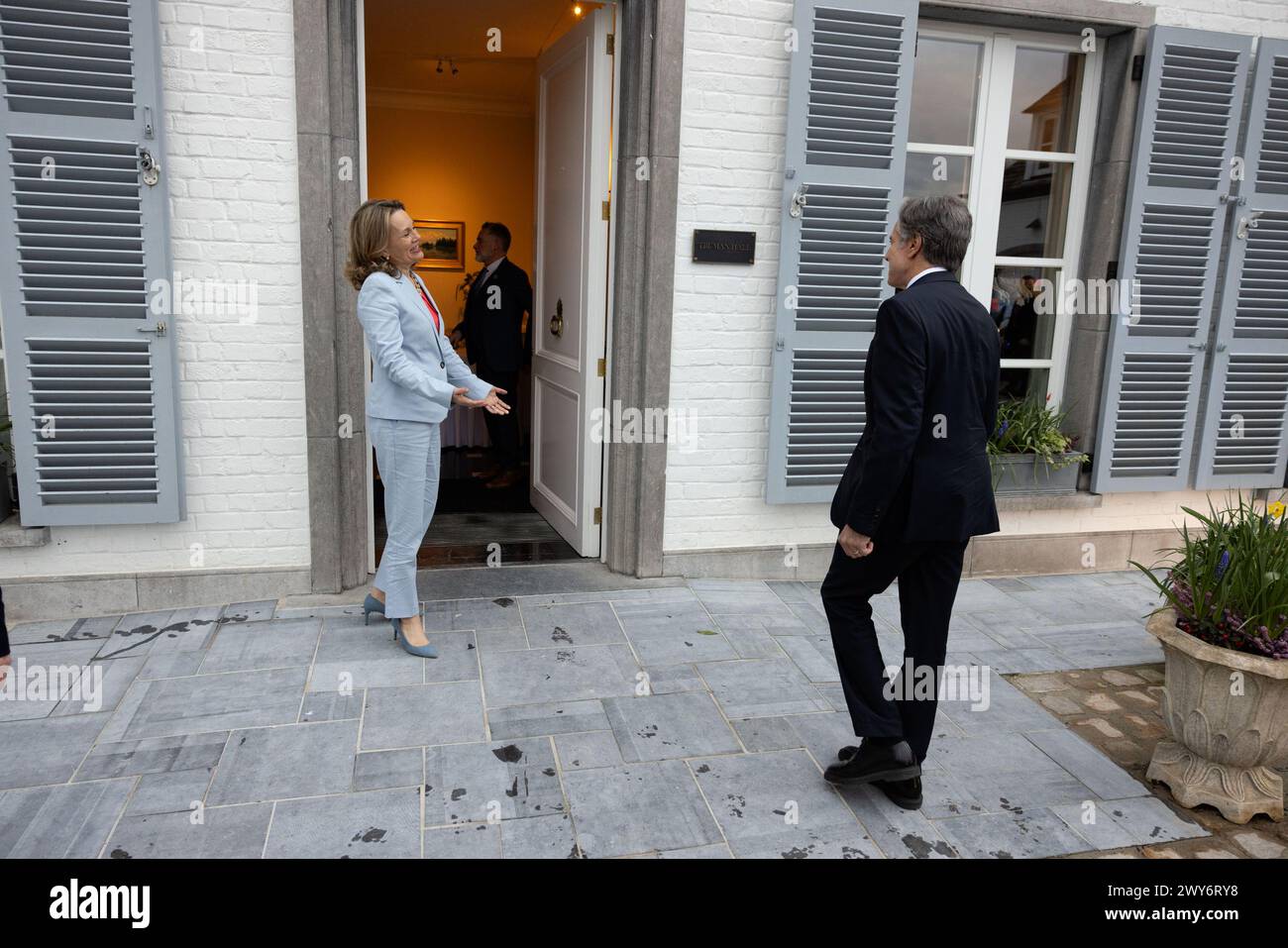 Julianne smith nato hi-res stock photography and images - Alamy