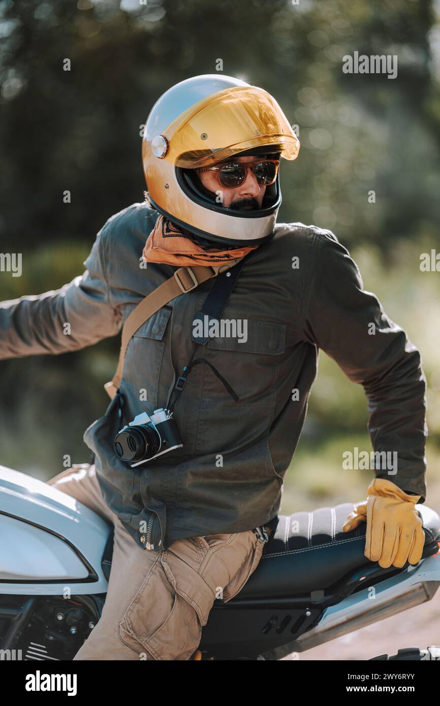 Motorbike rider helmet hi-res stock photography and images - Alamy