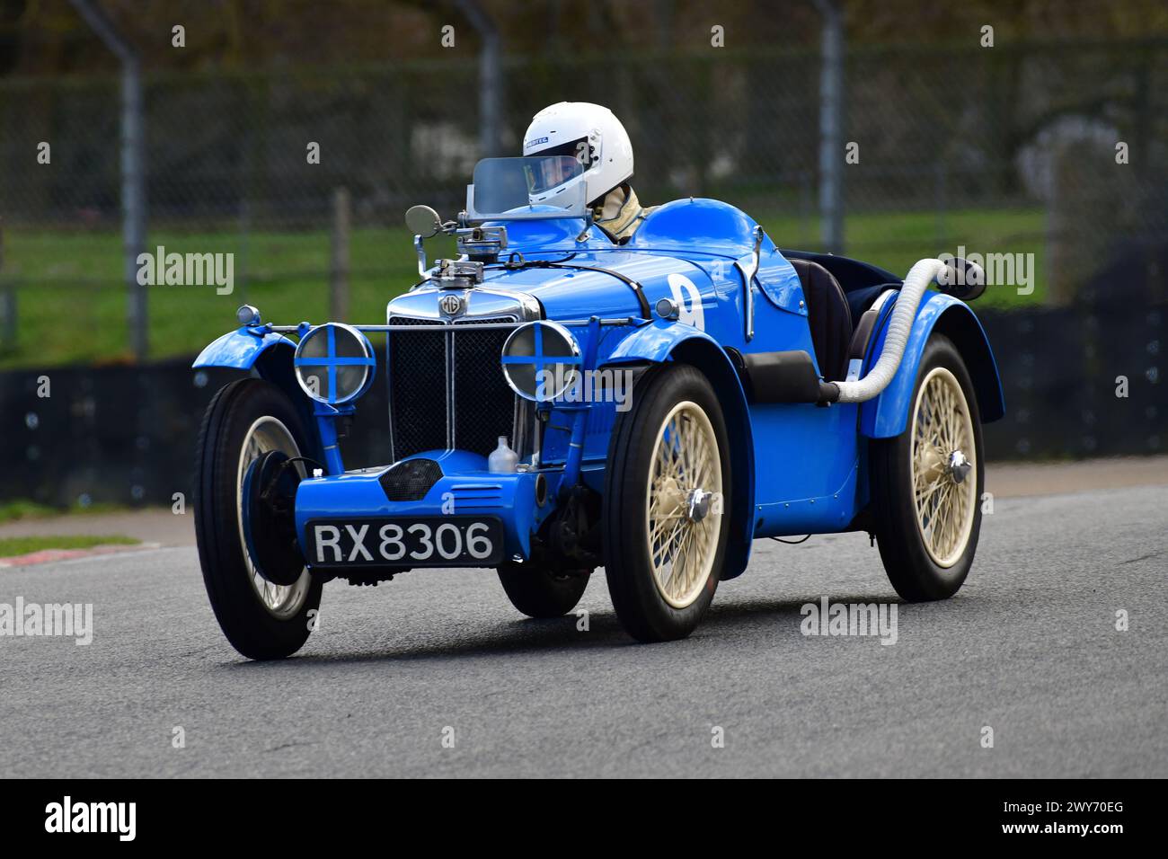 Chris Cadman, MG Montlhery, Triple M Racing, fifteen minutes of racing ...