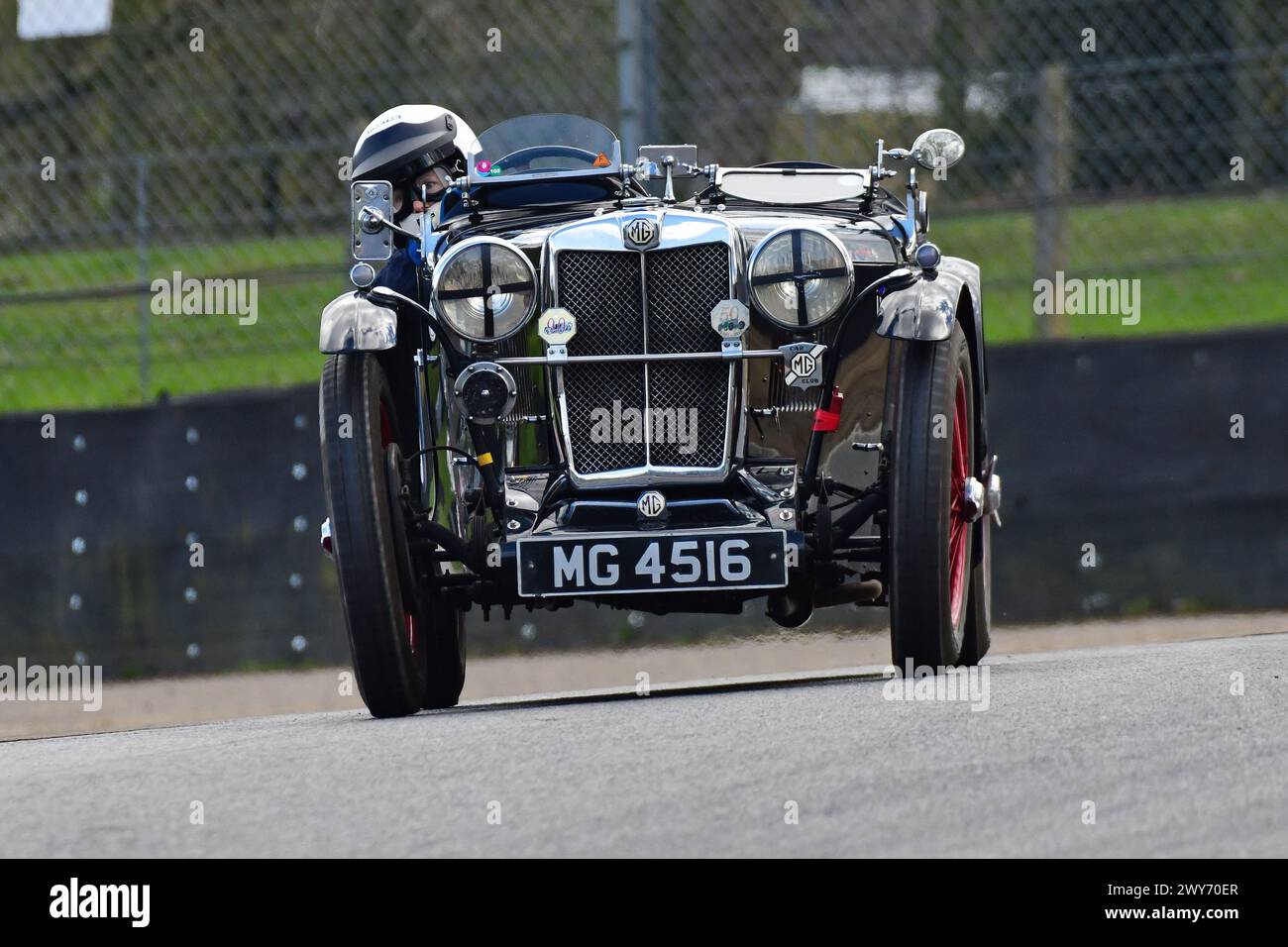 Rachel Holdsworth, MG PB, Triple M Racing, fifteen minutes of racing ...