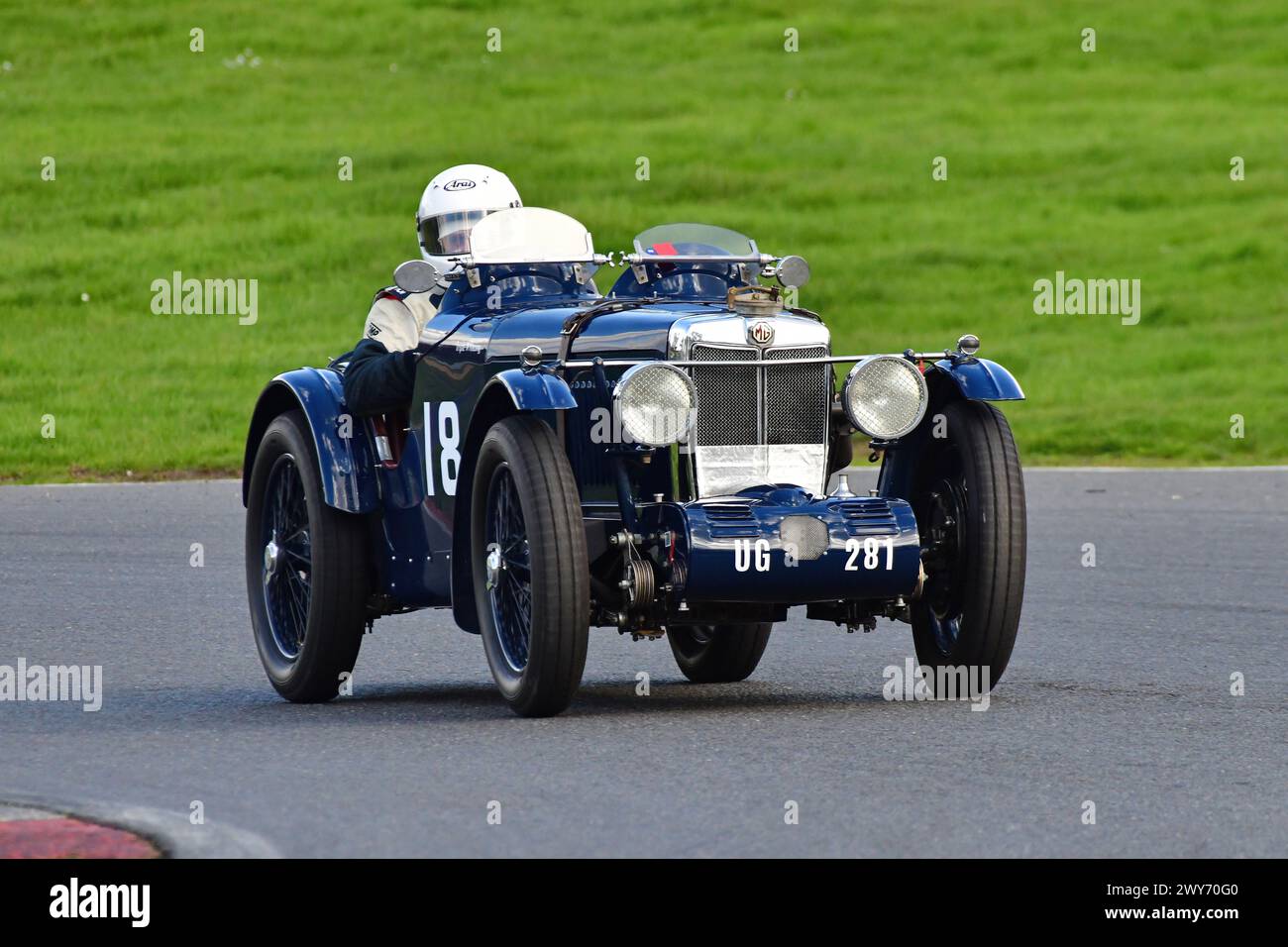 Chris Edmondson, MG D Type, Triple M Racing, fifteen minutes of racing ...