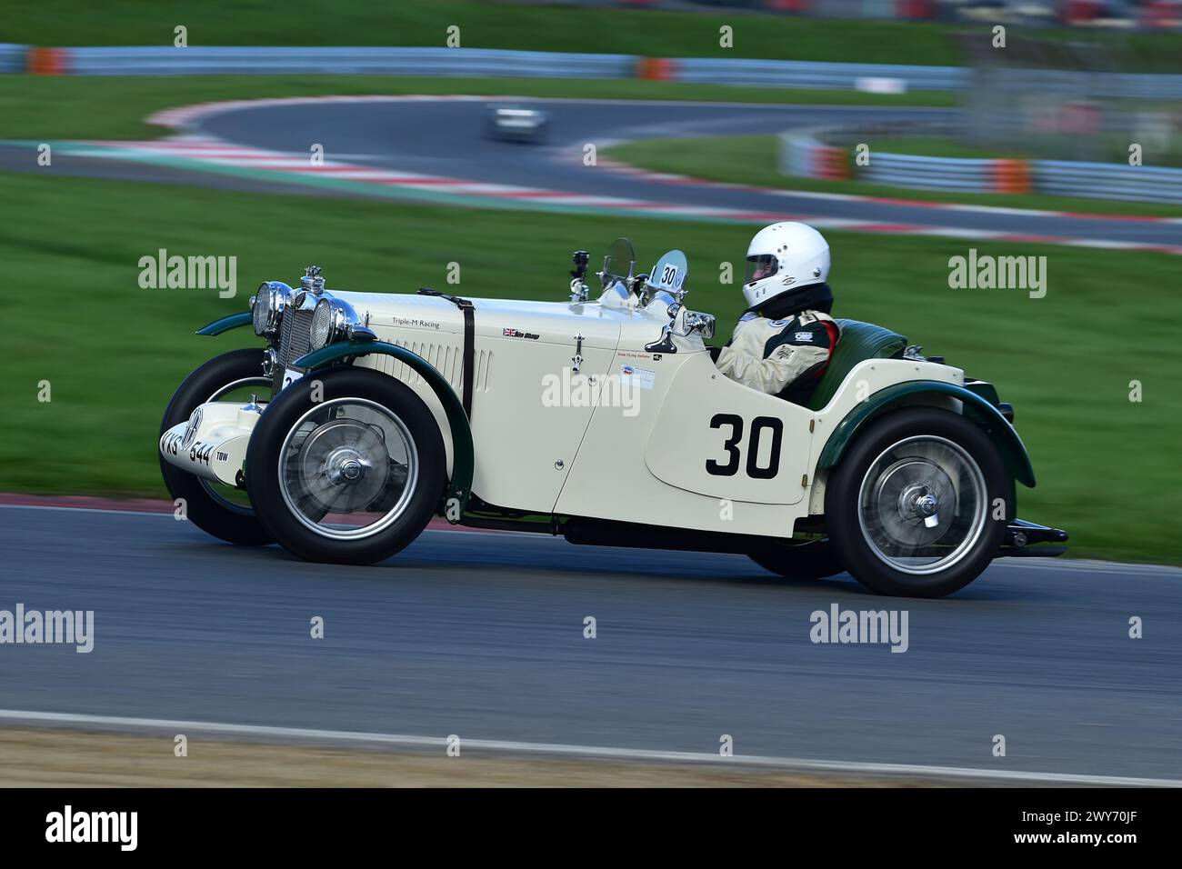 Tim Sharp, MG PB, Triple M Racing, fifteen minutes of racing for pre ...