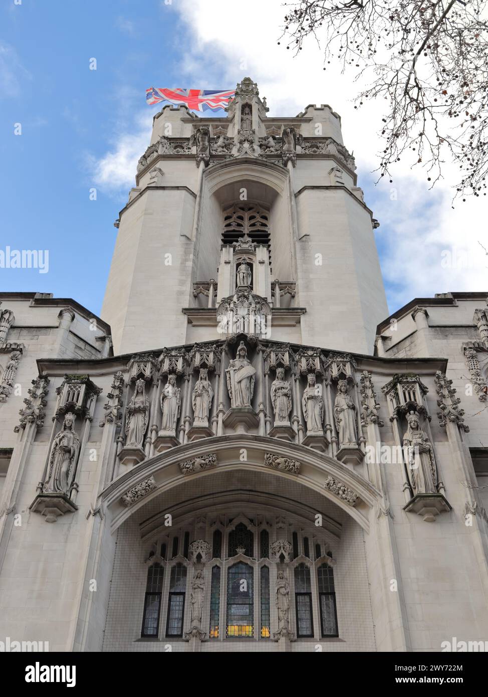 The Middlesex Guildhall, a court building which houses the Supreme ...