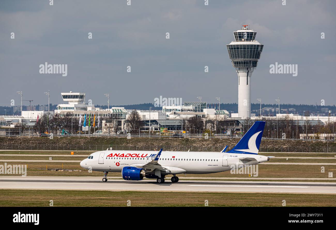 Ein Airbus A320-214 von der türkischen Fluggesellschaft Anadolujet ...