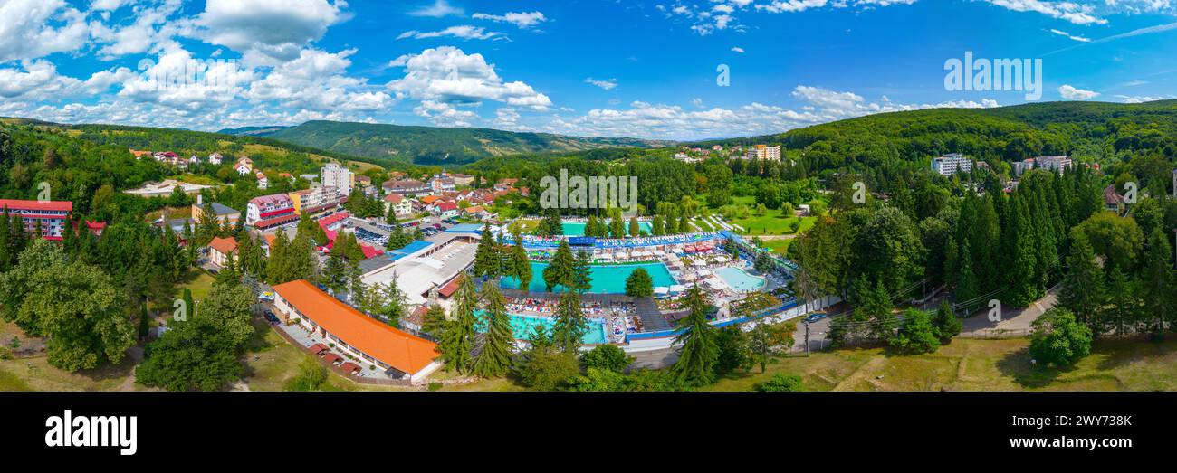 Thermal pool at Geoagiu Bai in Romania Stock Photo - Alamy