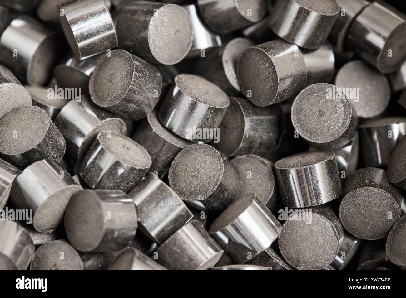 Zinc oxide chromium copper catalyst cylinder pellet form shape methanol ...