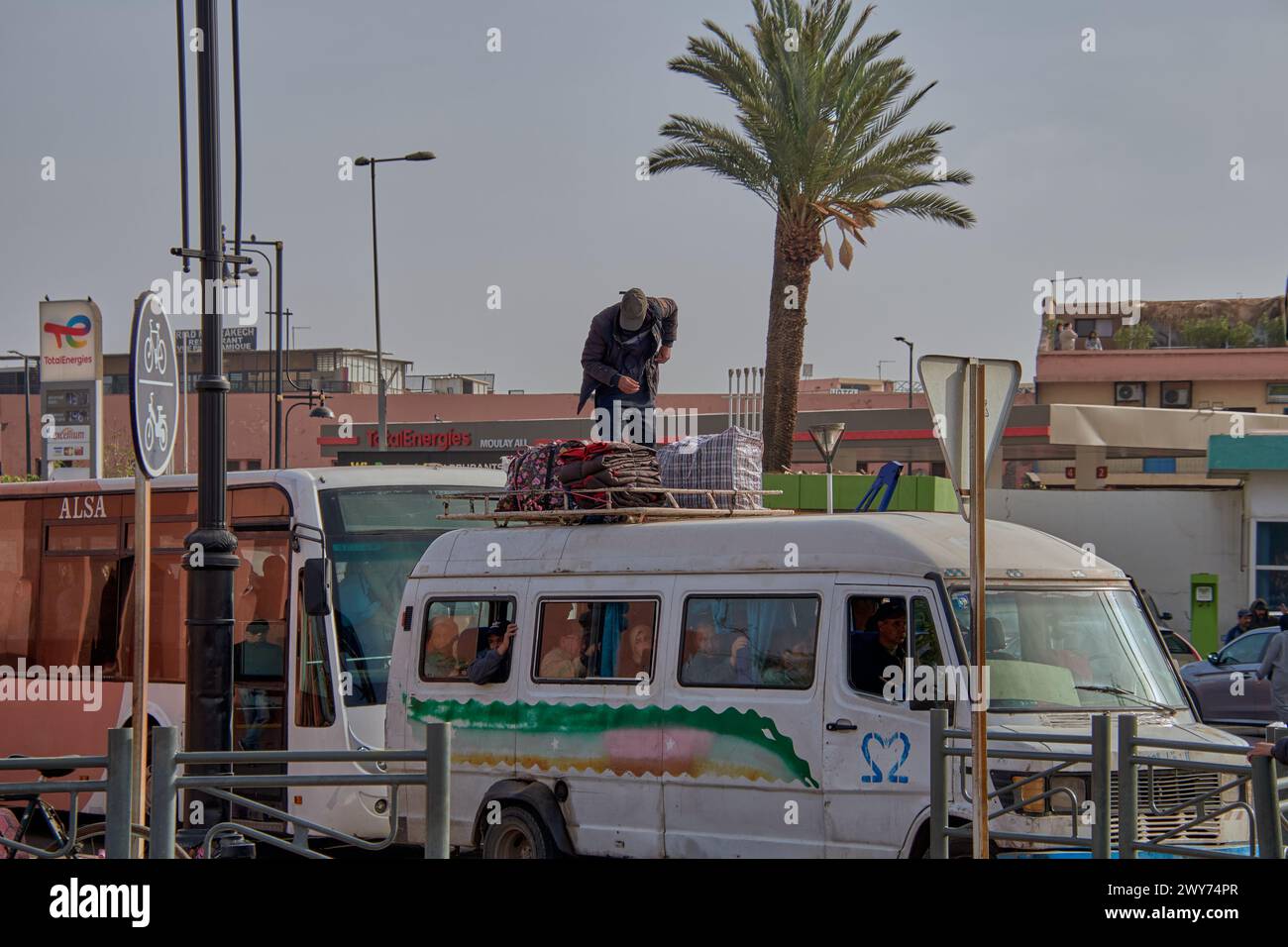 Bus moroccan hi-res stock photography and images - Alamy