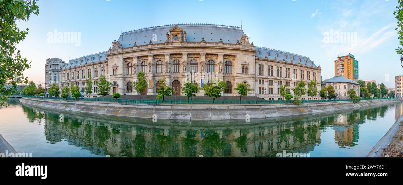Bucharest palace of justice court hi-res stock photography and images ...