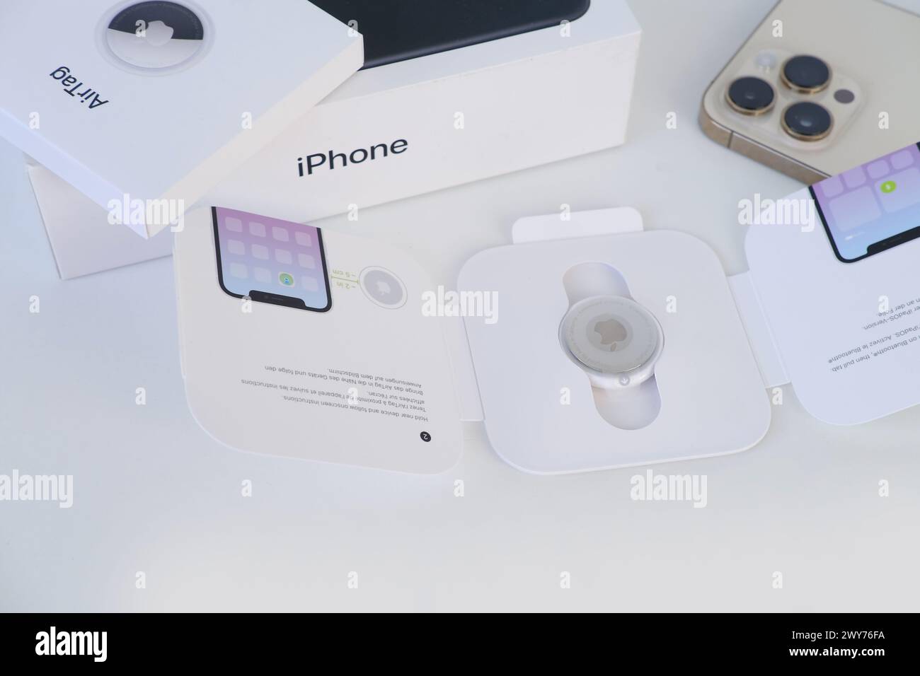 Airtag tracker hi-res stock photography and images - Alamy