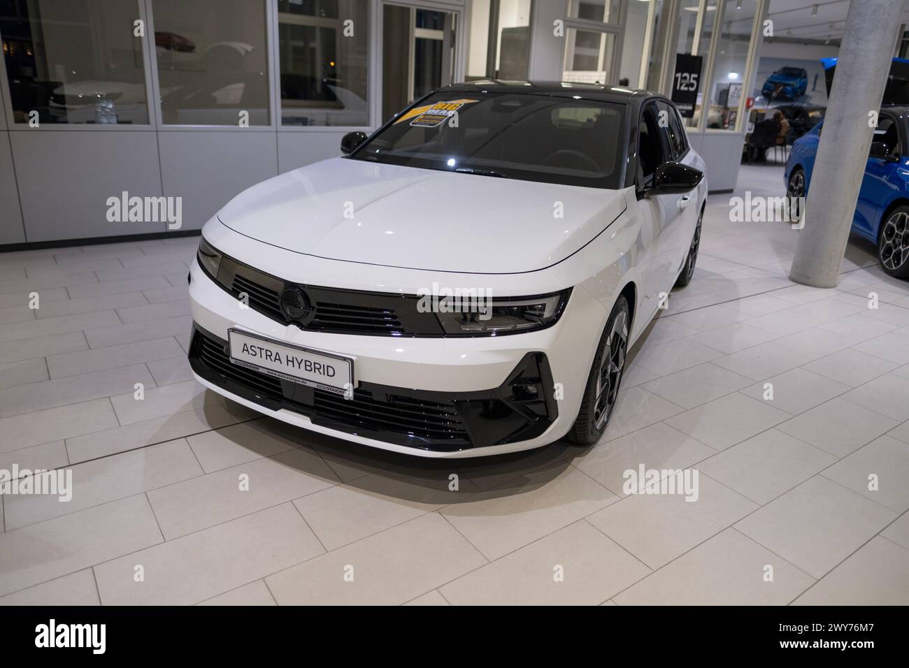 new white Opel Astra Plug-in Hybrid car Opel Automobile GmbH, trends in ...