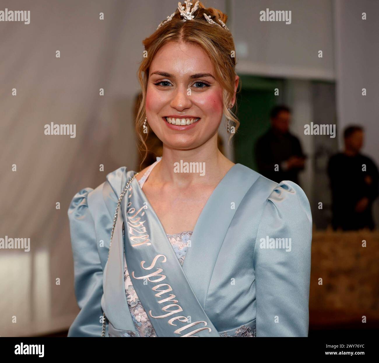 Spargelkoenigin 2024 mit Lisa Muenn bei der Eroeffnung der Beelitzer ...