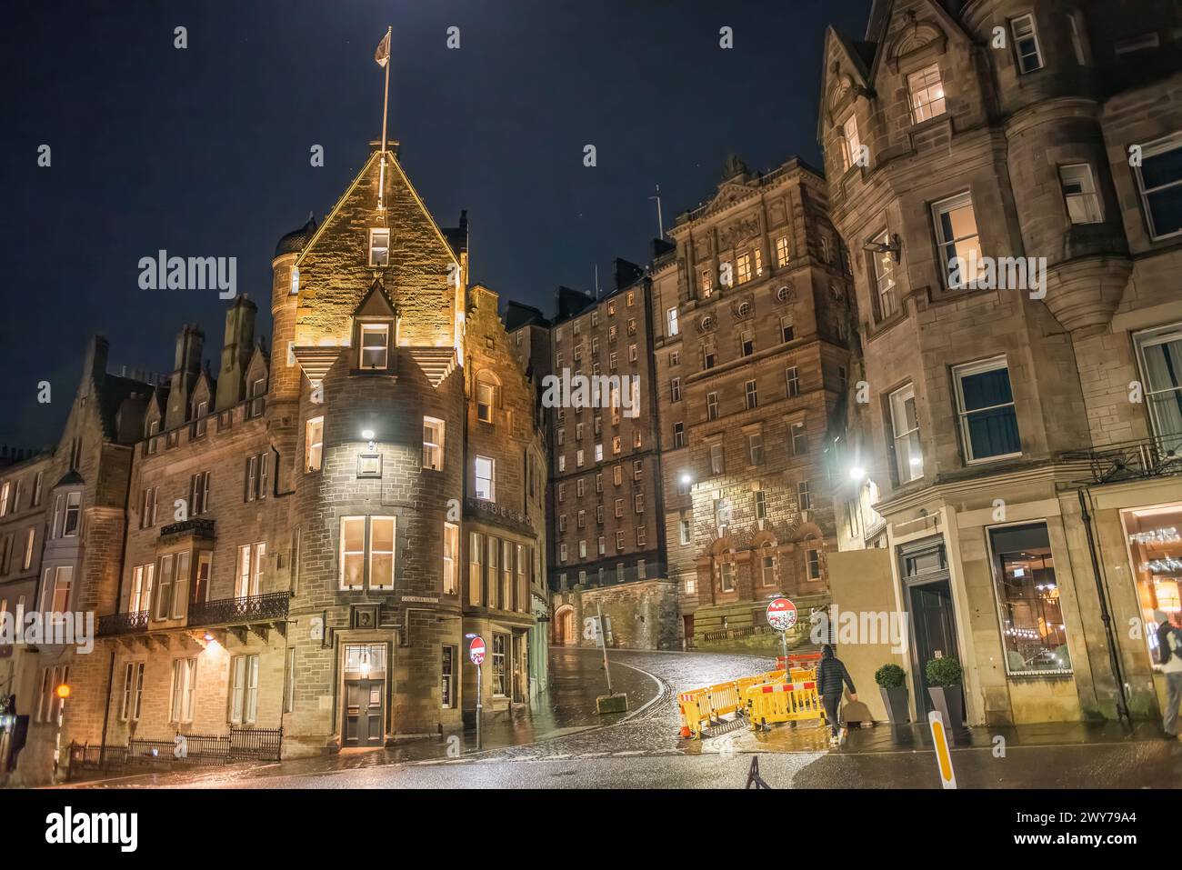 Historical buildings architecture lit hi-res stock photography and ...