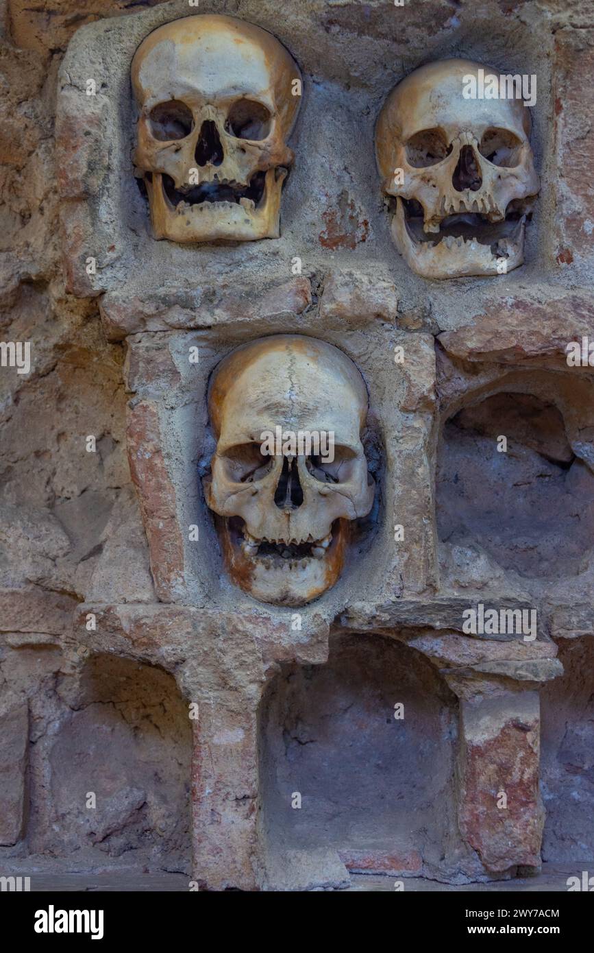 Skull tower in Serbian town Nis Stock Photo - Alamy