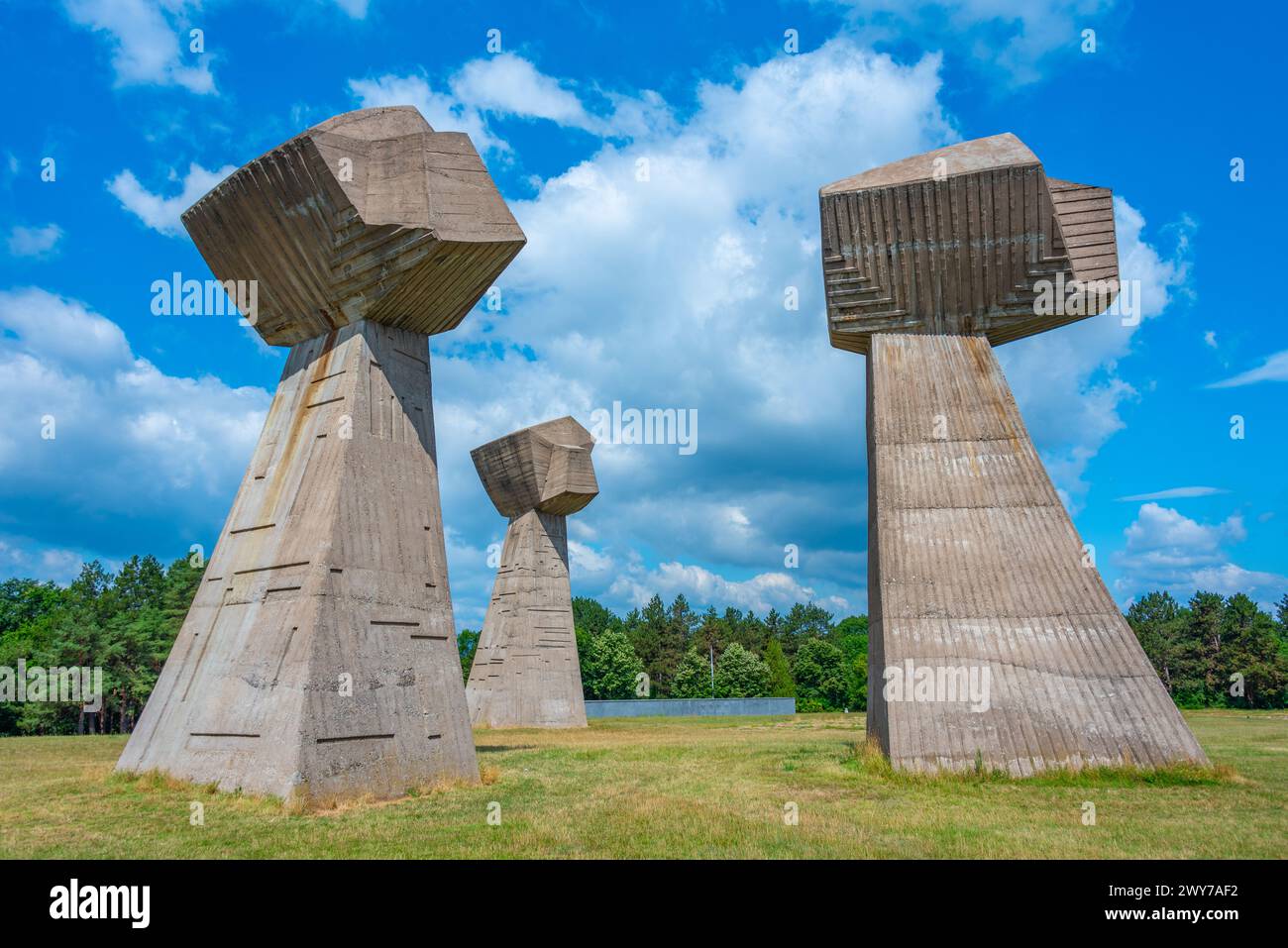 Bubanj memorial park hi-res stock photography and images - Alamy