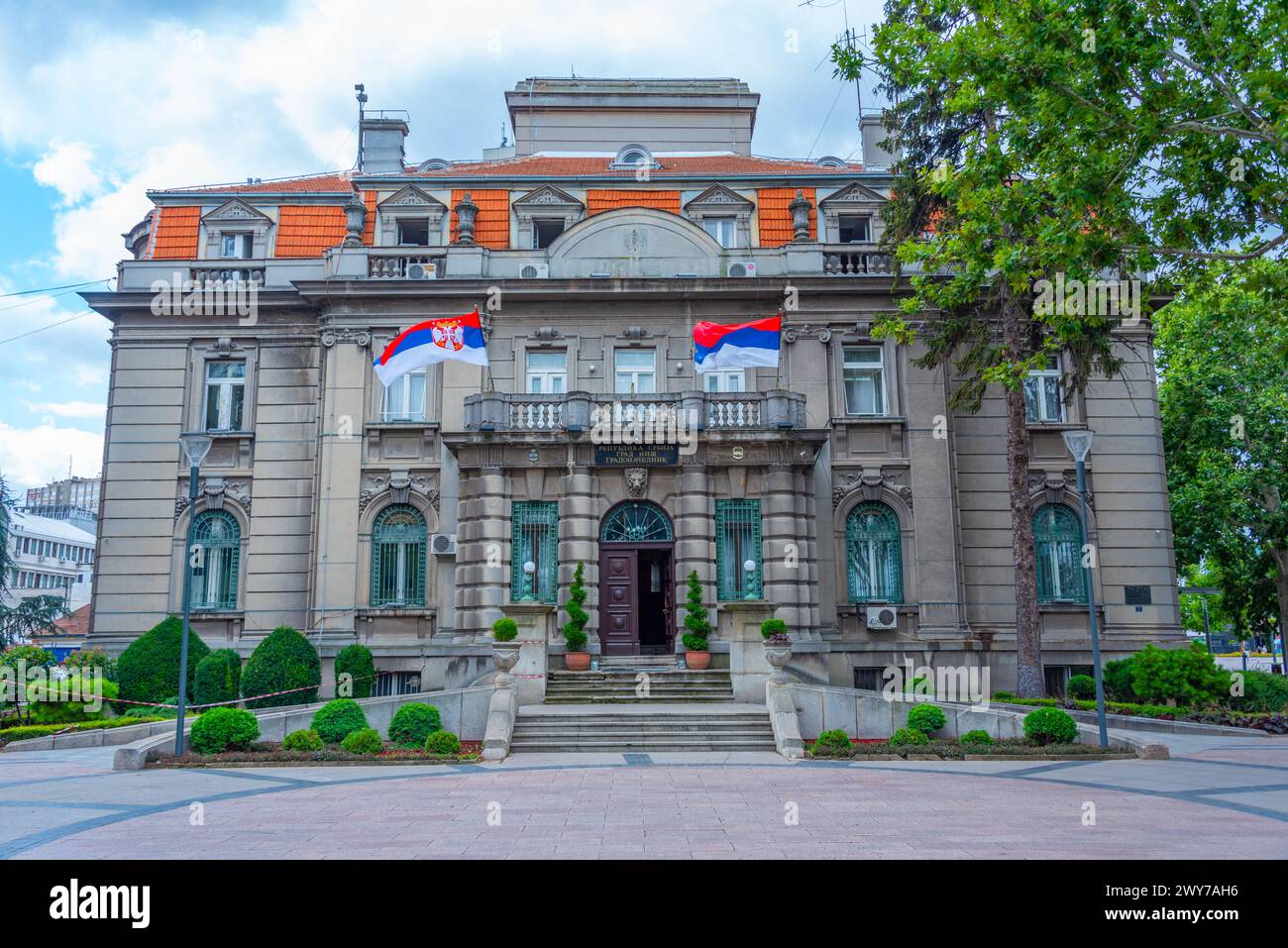 Nis town hall hi-res stock photography and images - Alamy