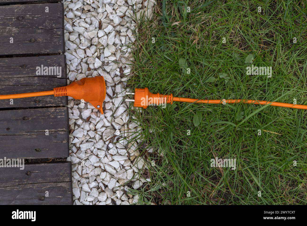 Electric extension cord and power connection in the garden power ...