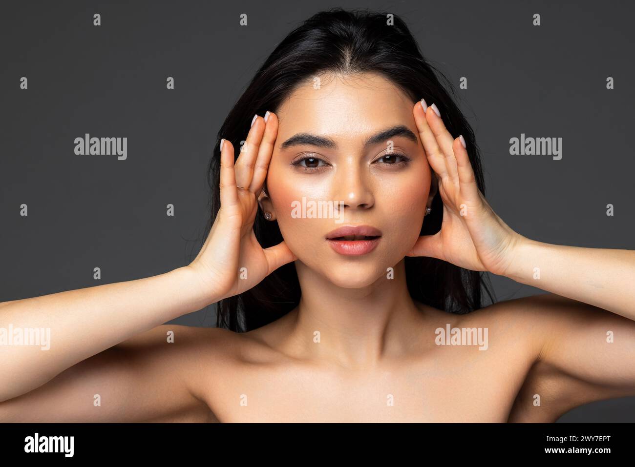 Beautiful female face with natural perfect skin Stock Photo - Alamy