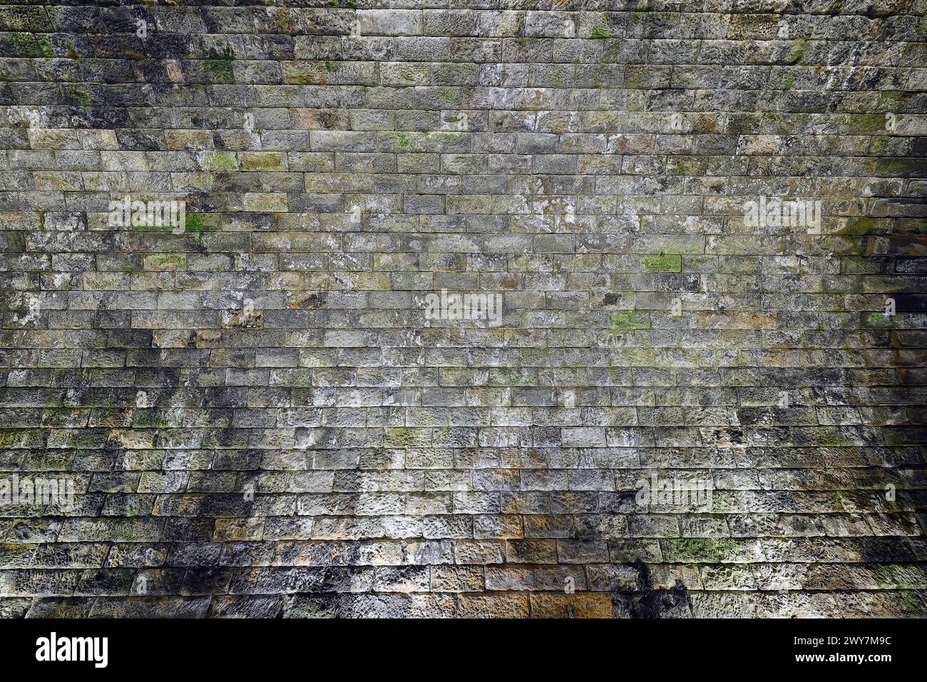 Victorian railway bridge hi-res stock photography and images - Alamy