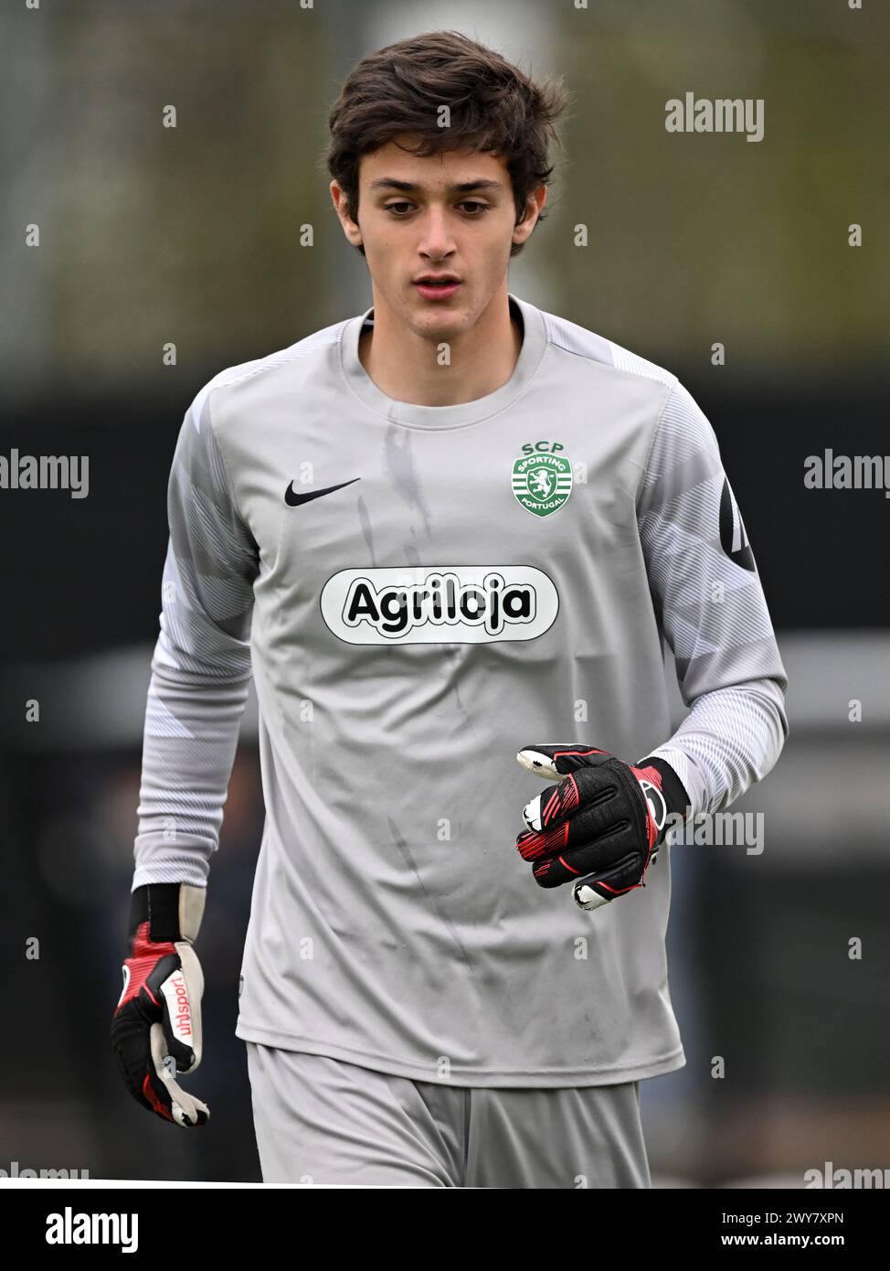 AMSTERDAM - Sporting Portugal U17 goalkeeper Tiago Gaeiras during the ...