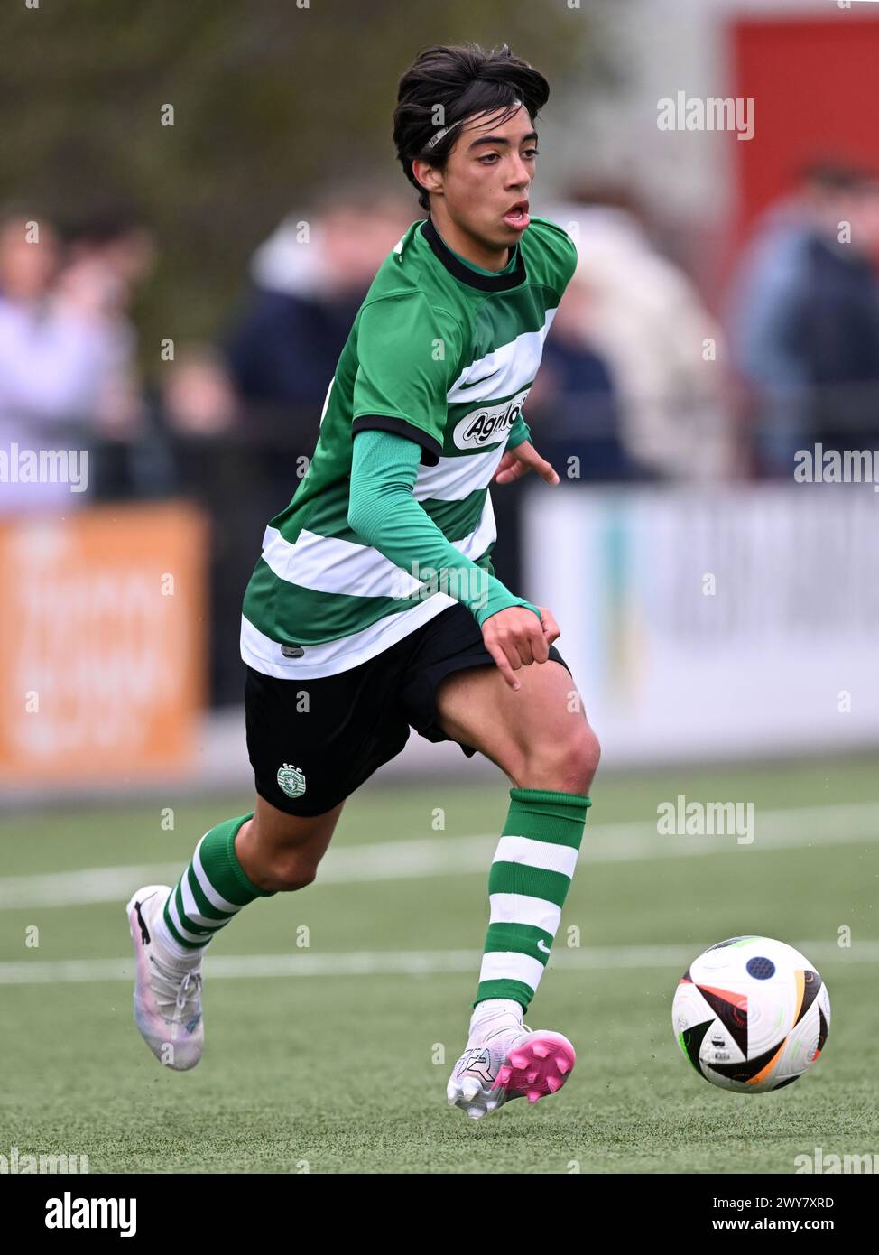 AMSTERDAM - Tomas Mendes of Sporting Portugal U17 during the Ajax ...