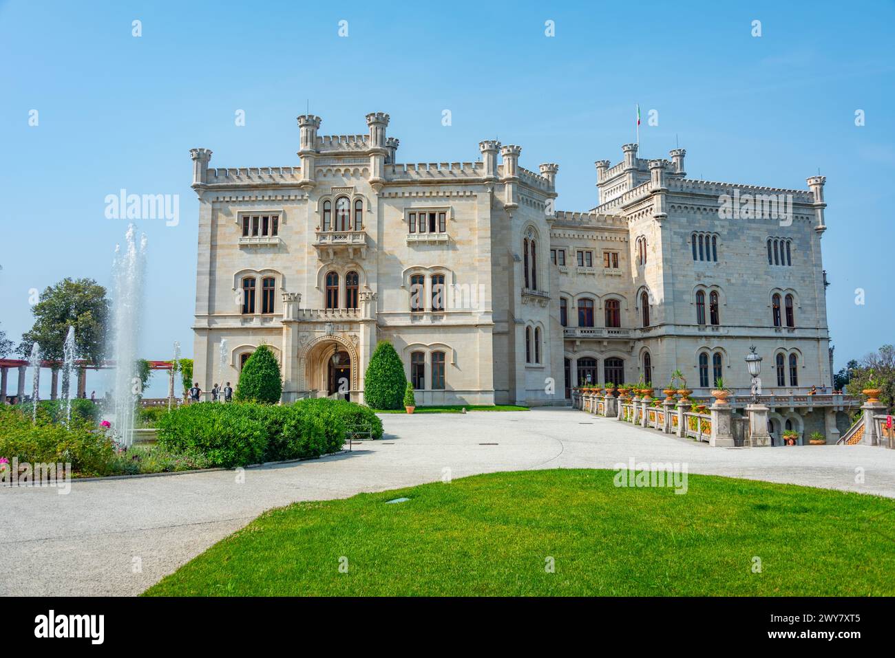 Castelletto di miramare hi-res stock photography and images - Alamy