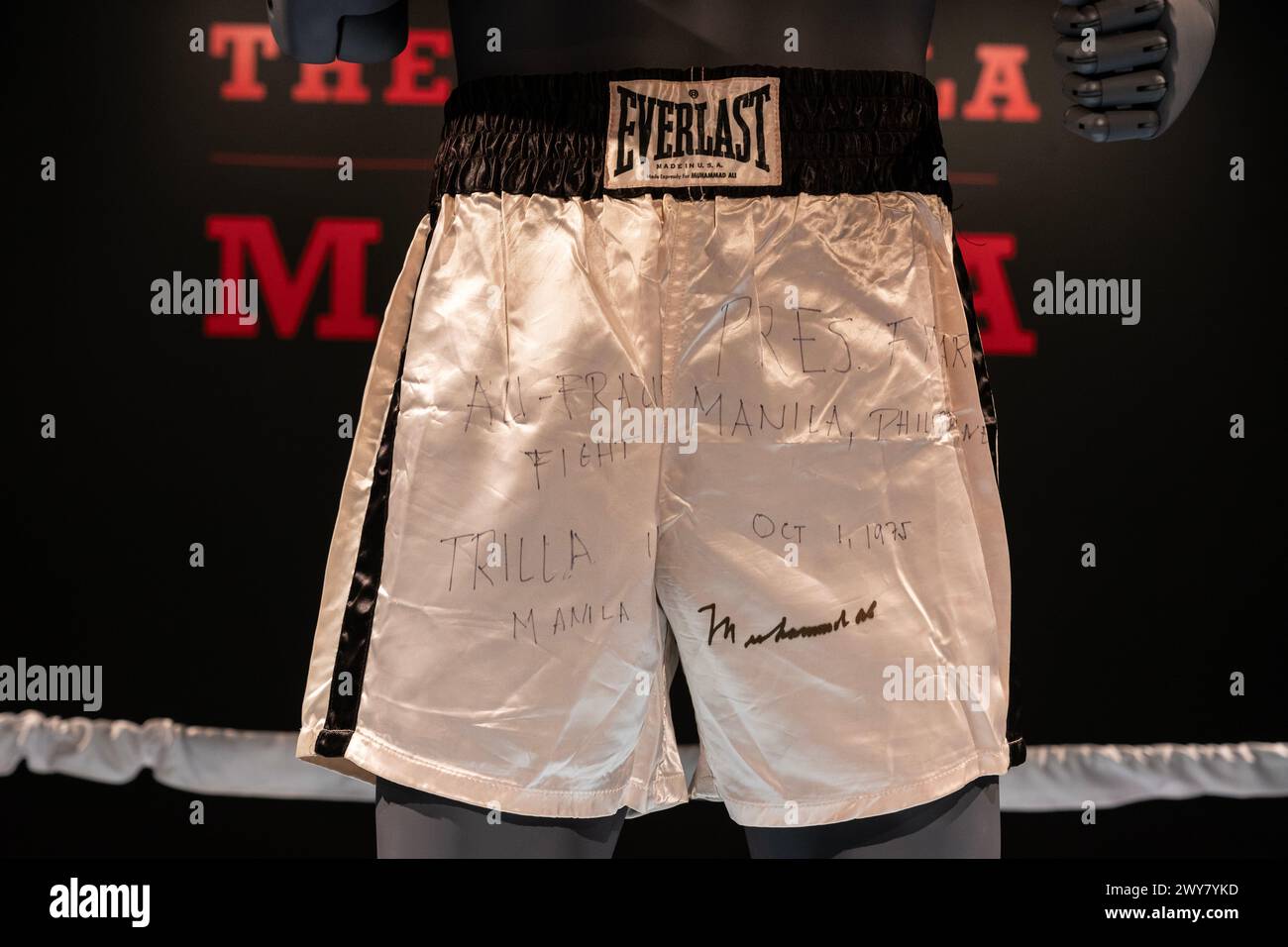 Muhammad Ali's fight worn Everlast trunks from The 'Thrilla in Manila ...