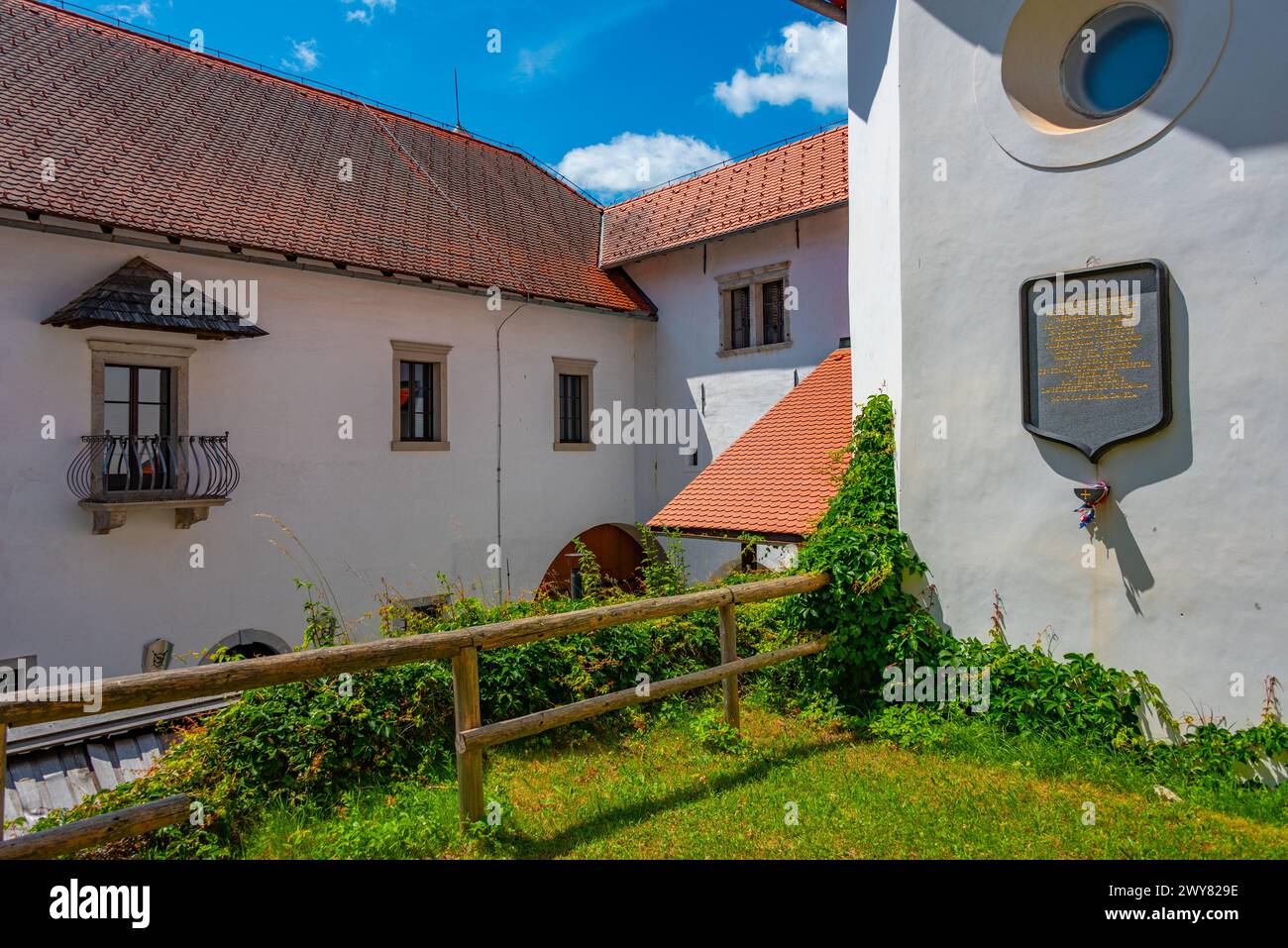 Courtyard of Turjak castle in Slovenia Stock Photo - Alamy