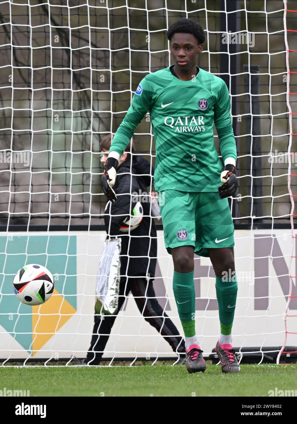 AMSTERDAM - Paris Saint Germain U17 goalkeeper Bocar Sy during the Ajax ...