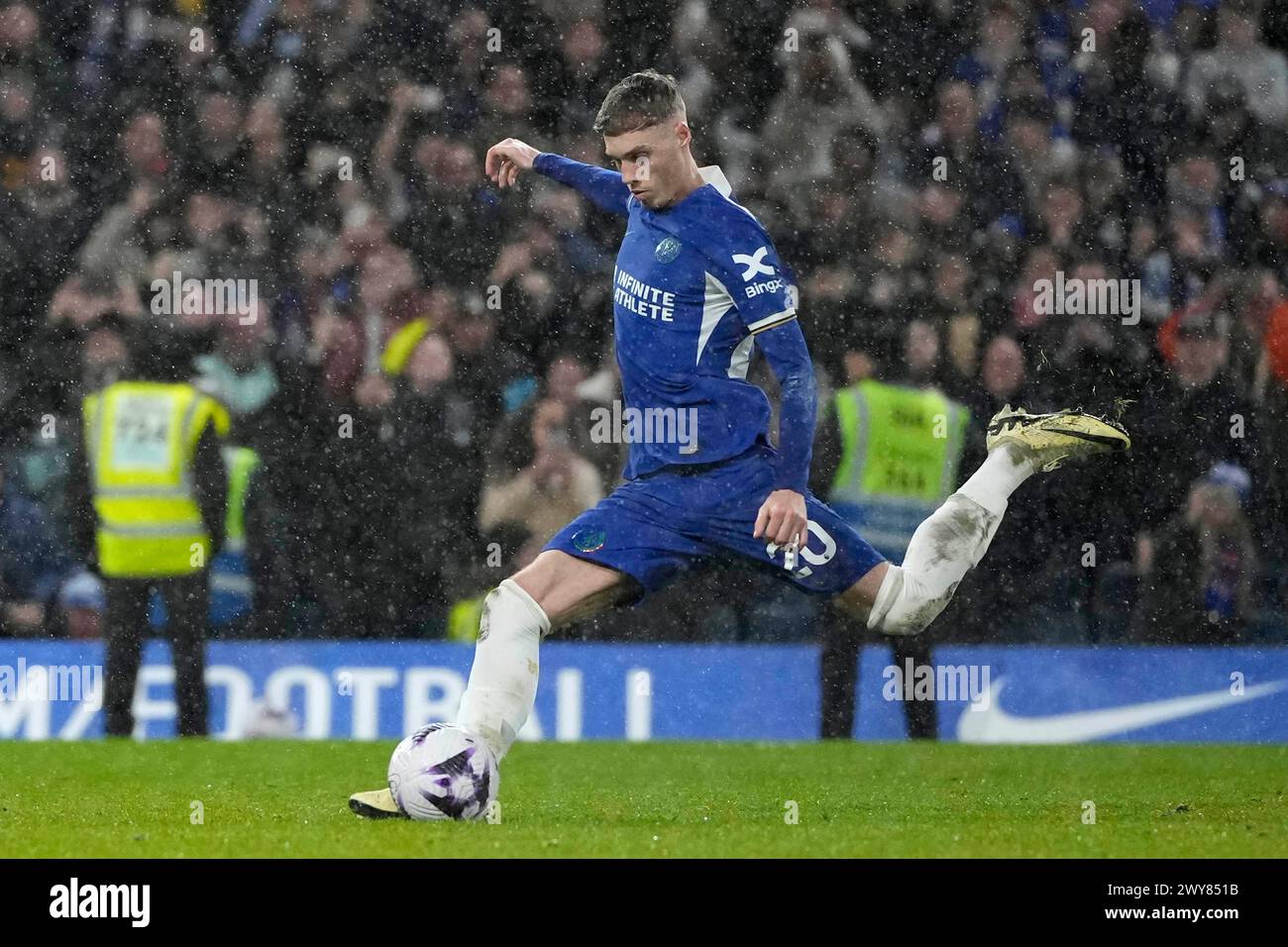 Chelsea's Cole Palmer scores his side's third goal during the English ...