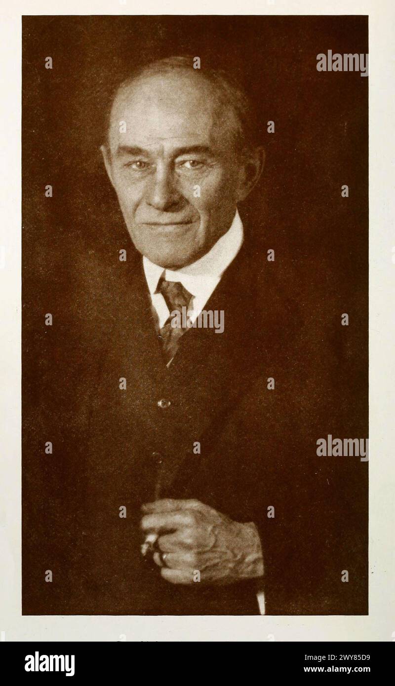 Vintage Portrait of American Carl Akeley, circa 1927 Stock Photo - Alamy