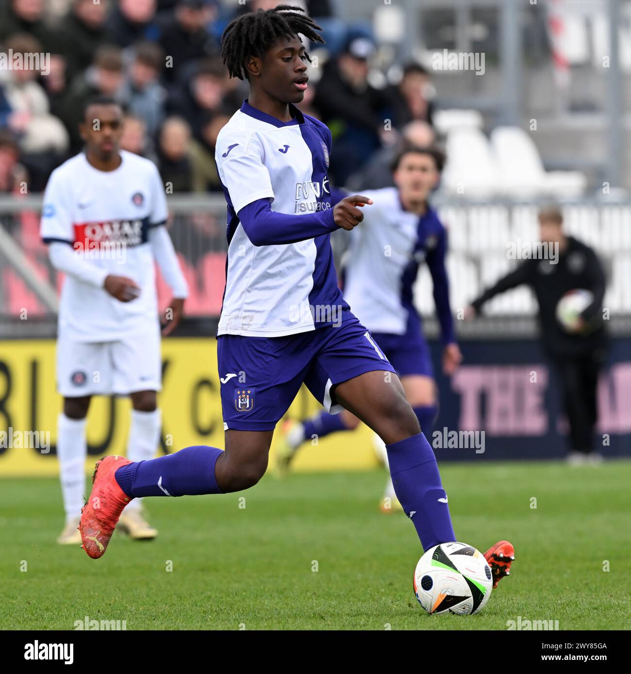 AMSTERDAM - Timeo Ilunga RSC Anderlecht U17 during the Ajax Future Cup 2024 match between Paris ...