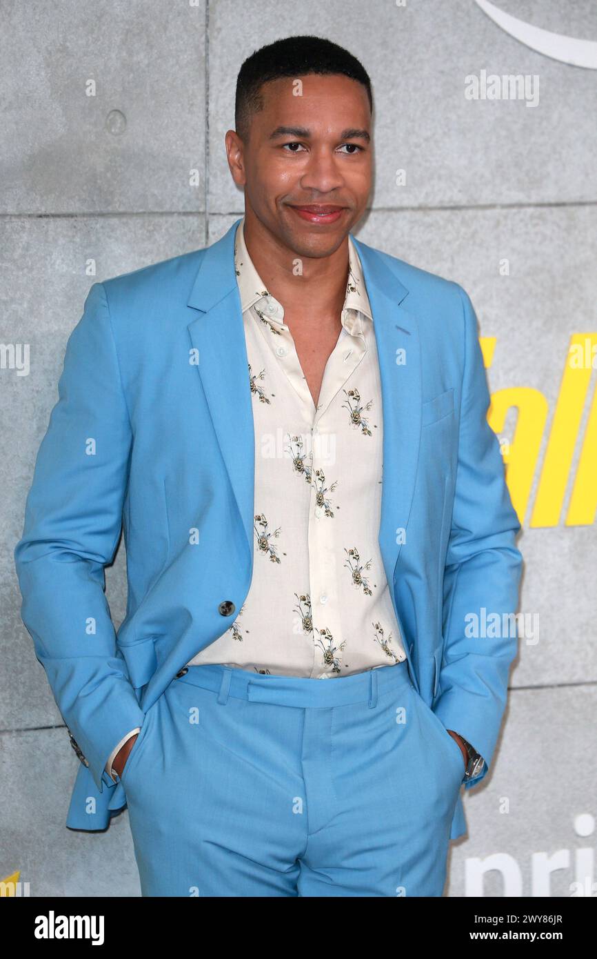 Fallout tv hi-res stock photography and images - Alamy