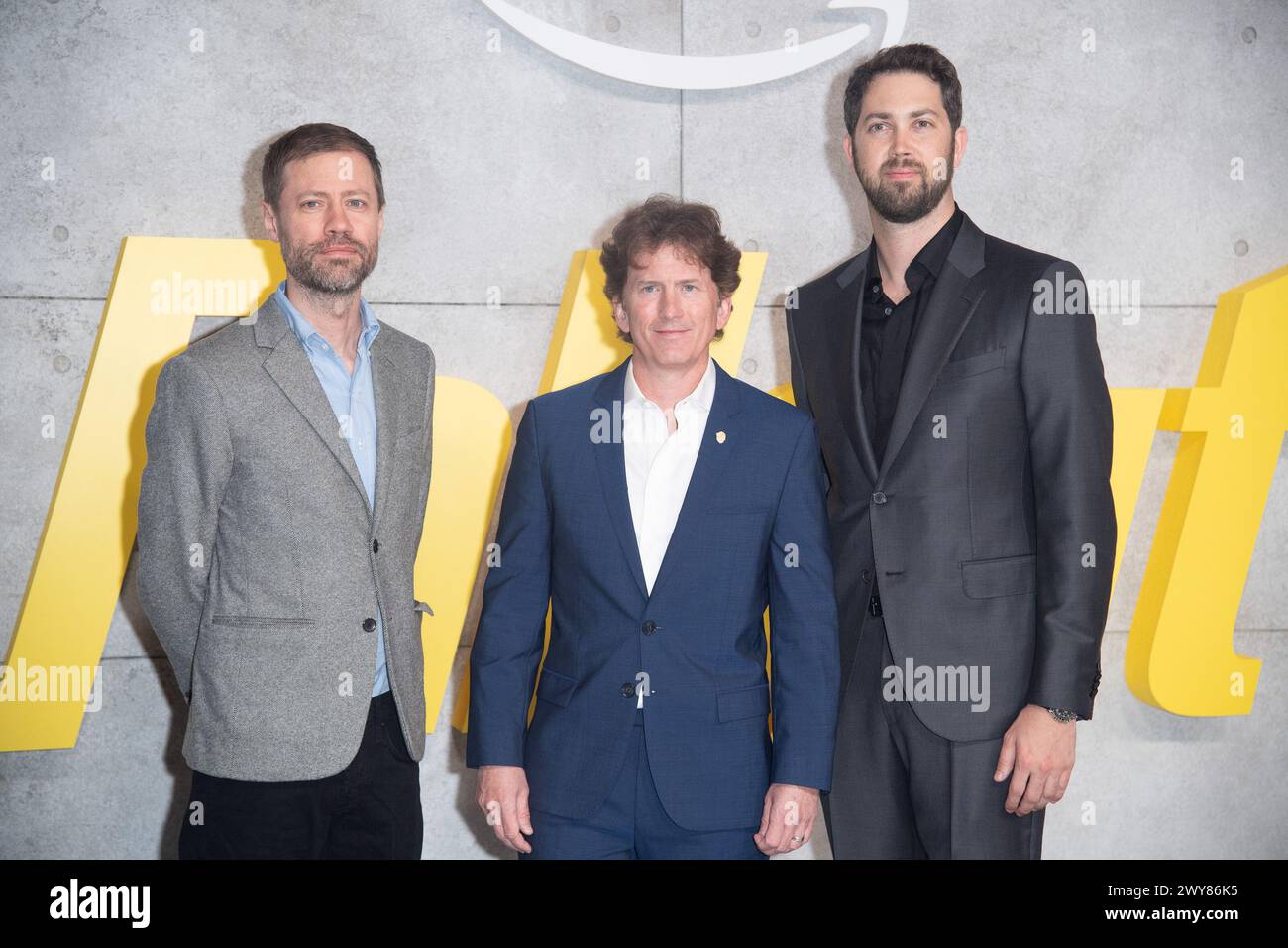 L r executive producers graham wagner hi-res stock photography and ...