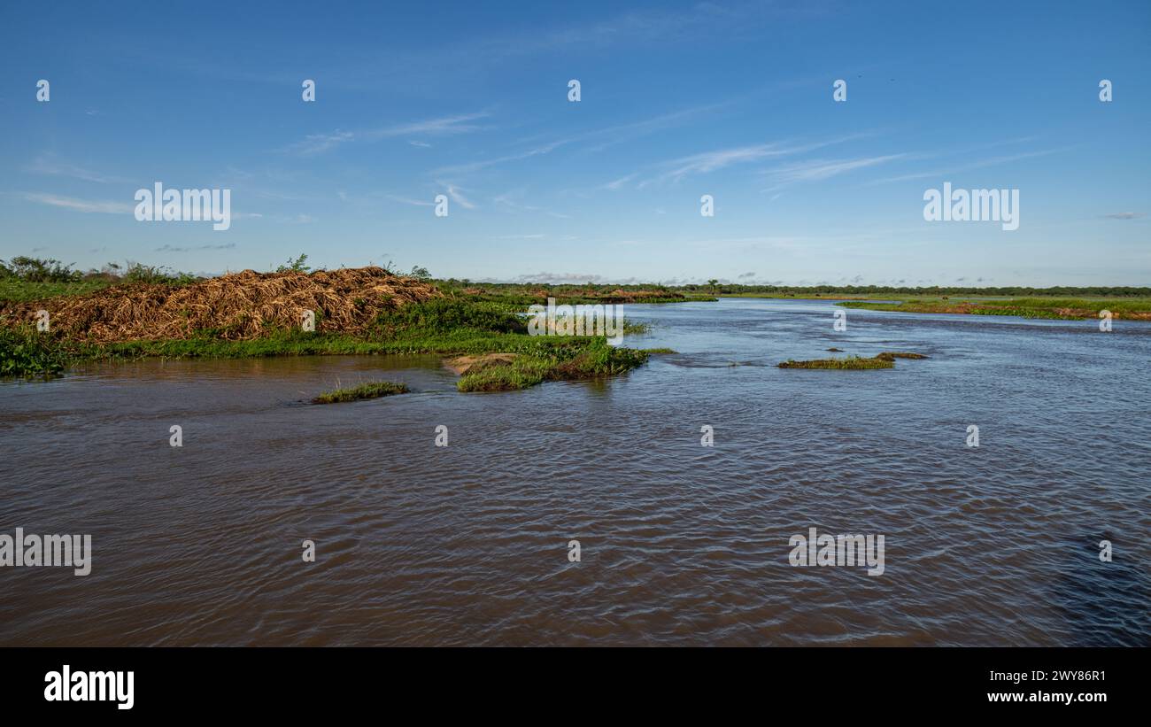 Empty waterway hi-res stock photography and images - Alamy