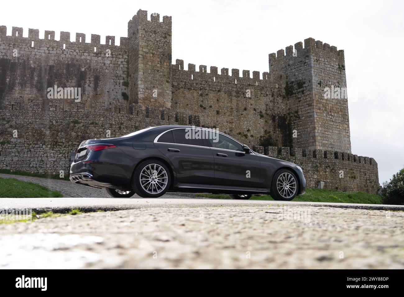 The most luxurious Mercedes Benz, Meet Mercedes Benz S Class Stock ...