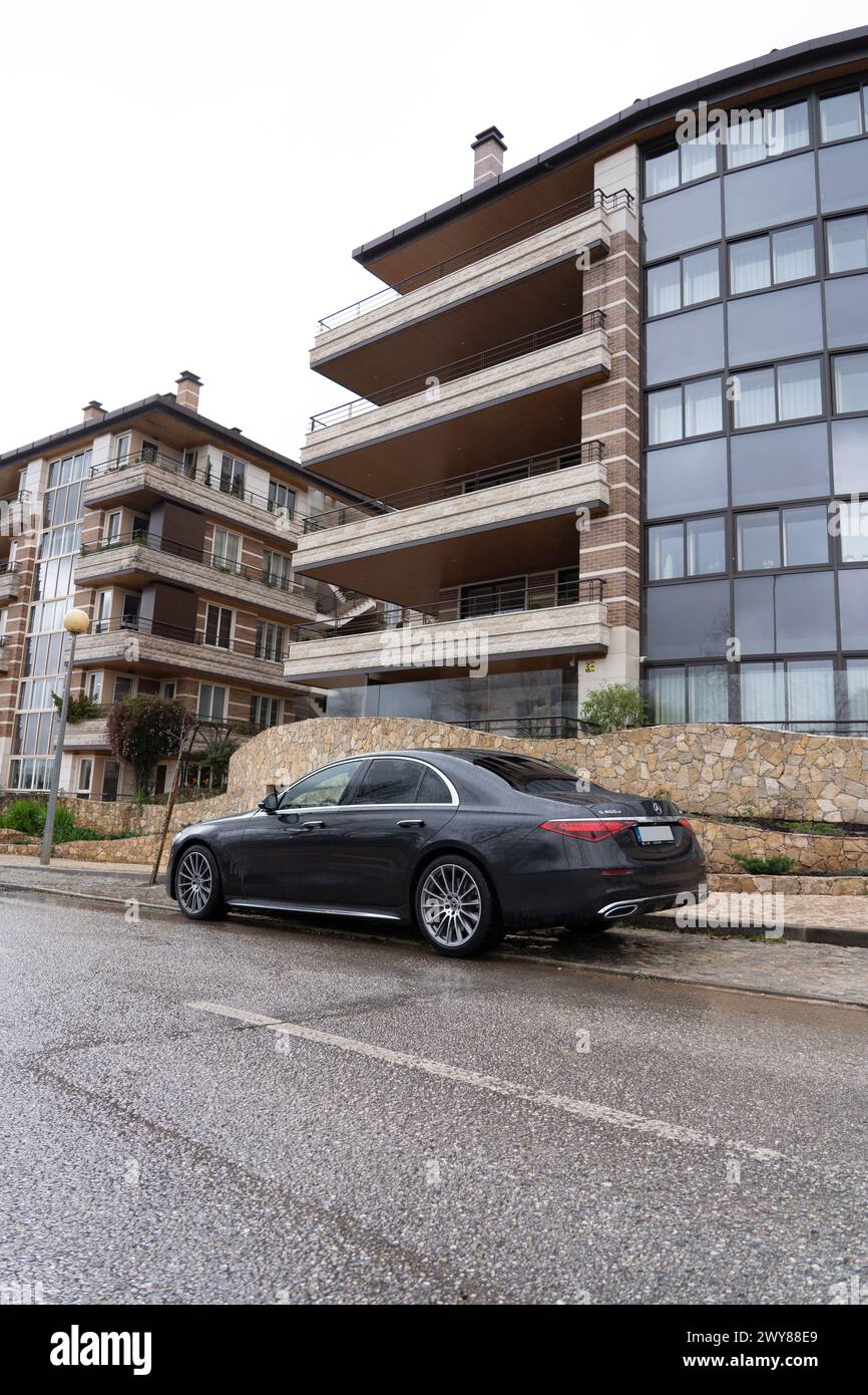 The most luxurious Mercedes Benz, Meet Mercedes Benz S Class Stock ...